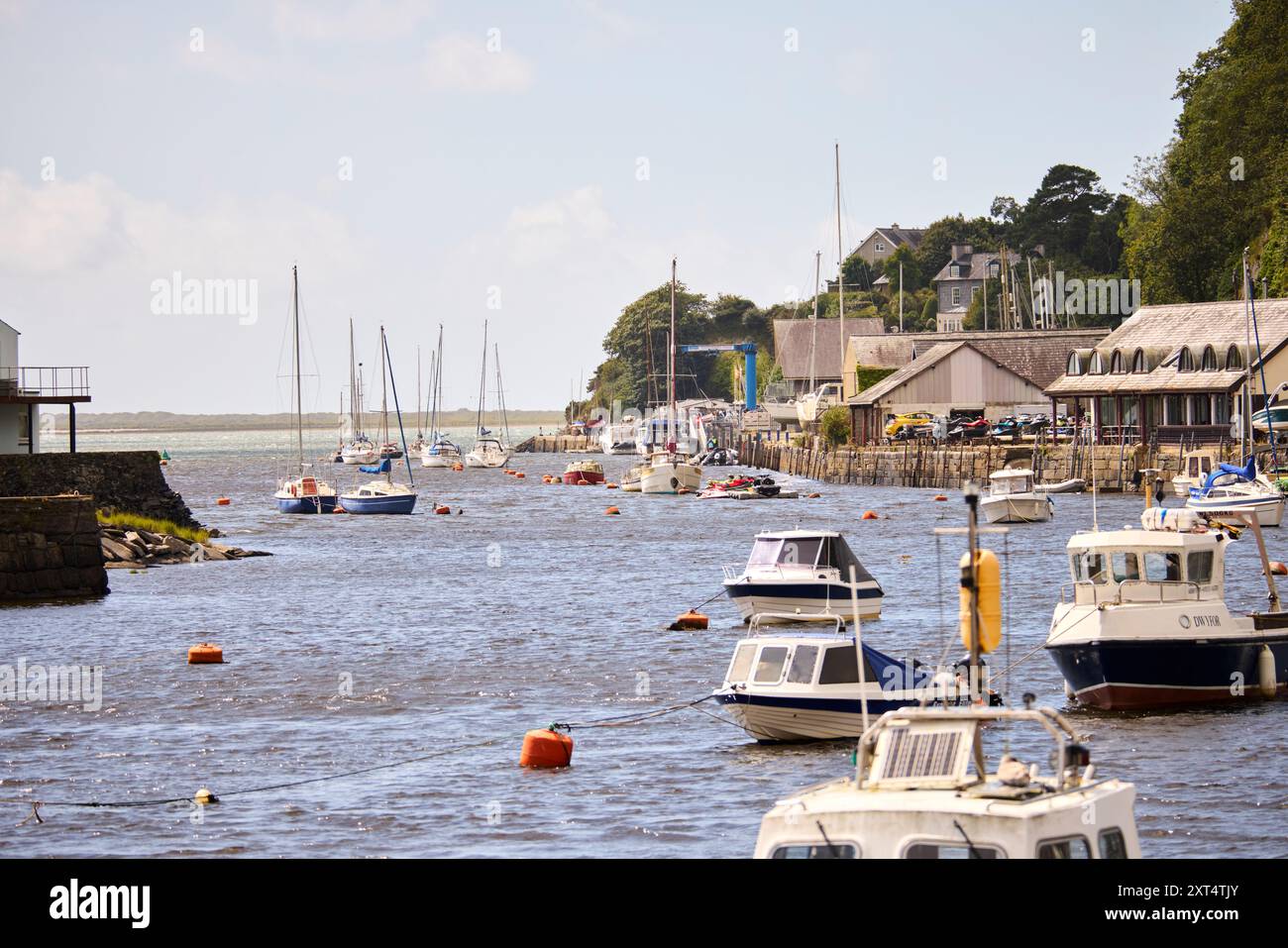 The harbour porthmadog hi-res stock photography and images - Alamy
