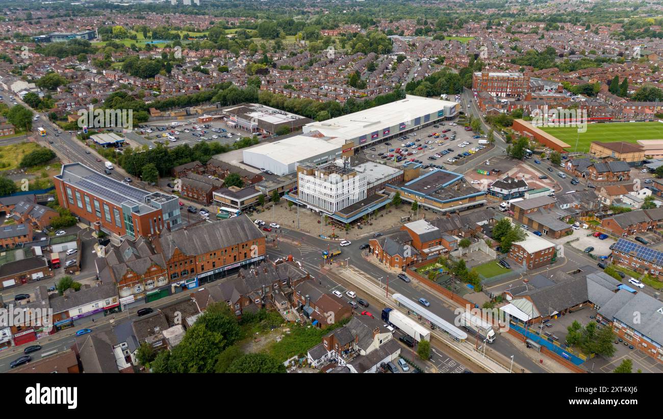 Aerial units hi-res stock photography and images - Alamy