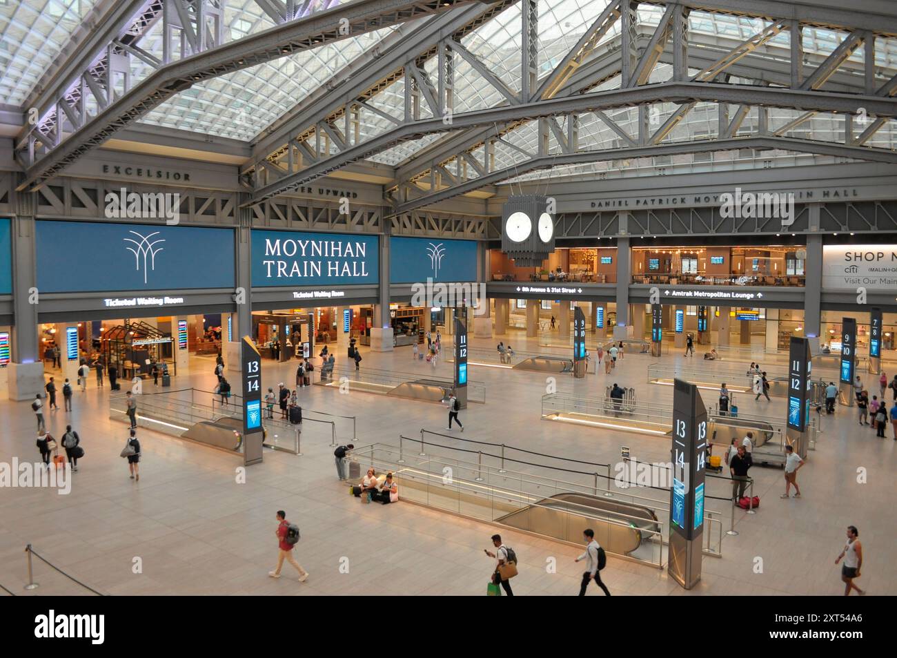 Moynihan train hall in hi-res stock photography and images - Alamy