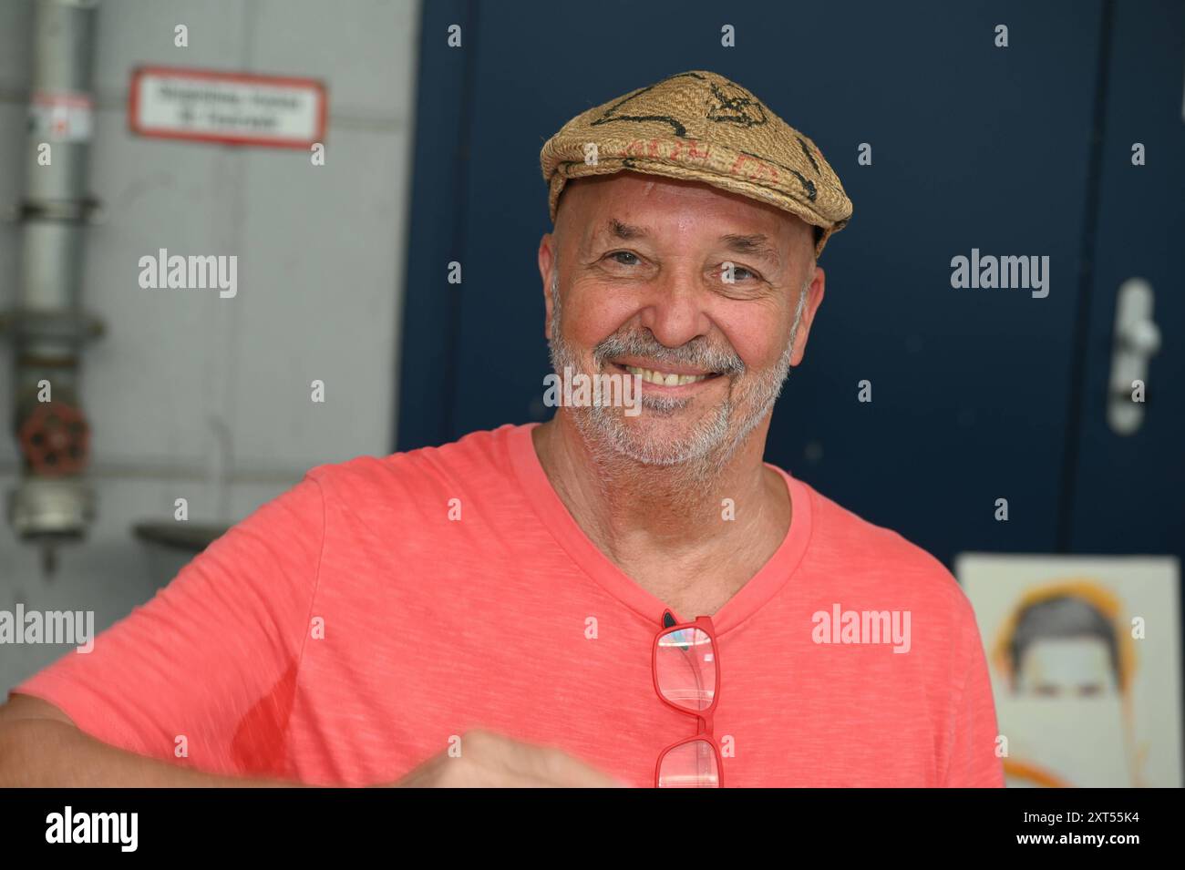 Schauspieler Holger Franke posiert beim Fantreffen und Starwahl der RTL ...