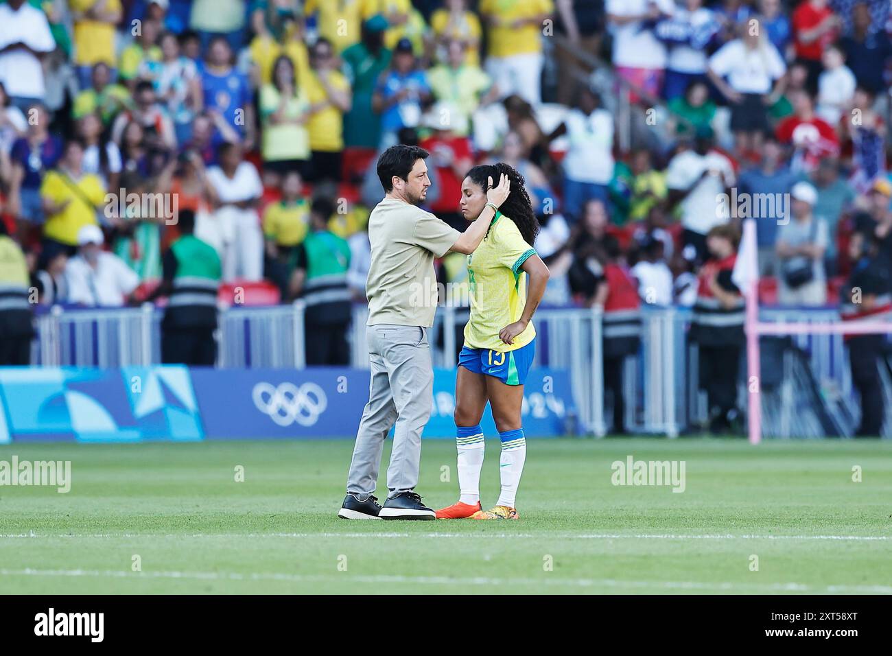 Paris, France. 10th Aug, 2024. (L-R) Arthur Elias, Yasmim (BRA ...