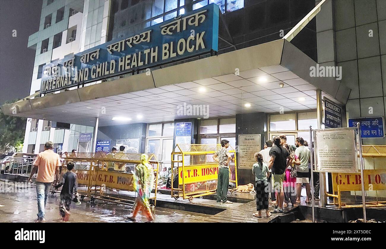 Rg kar medical college and hospital hi-res stock photography and images ...