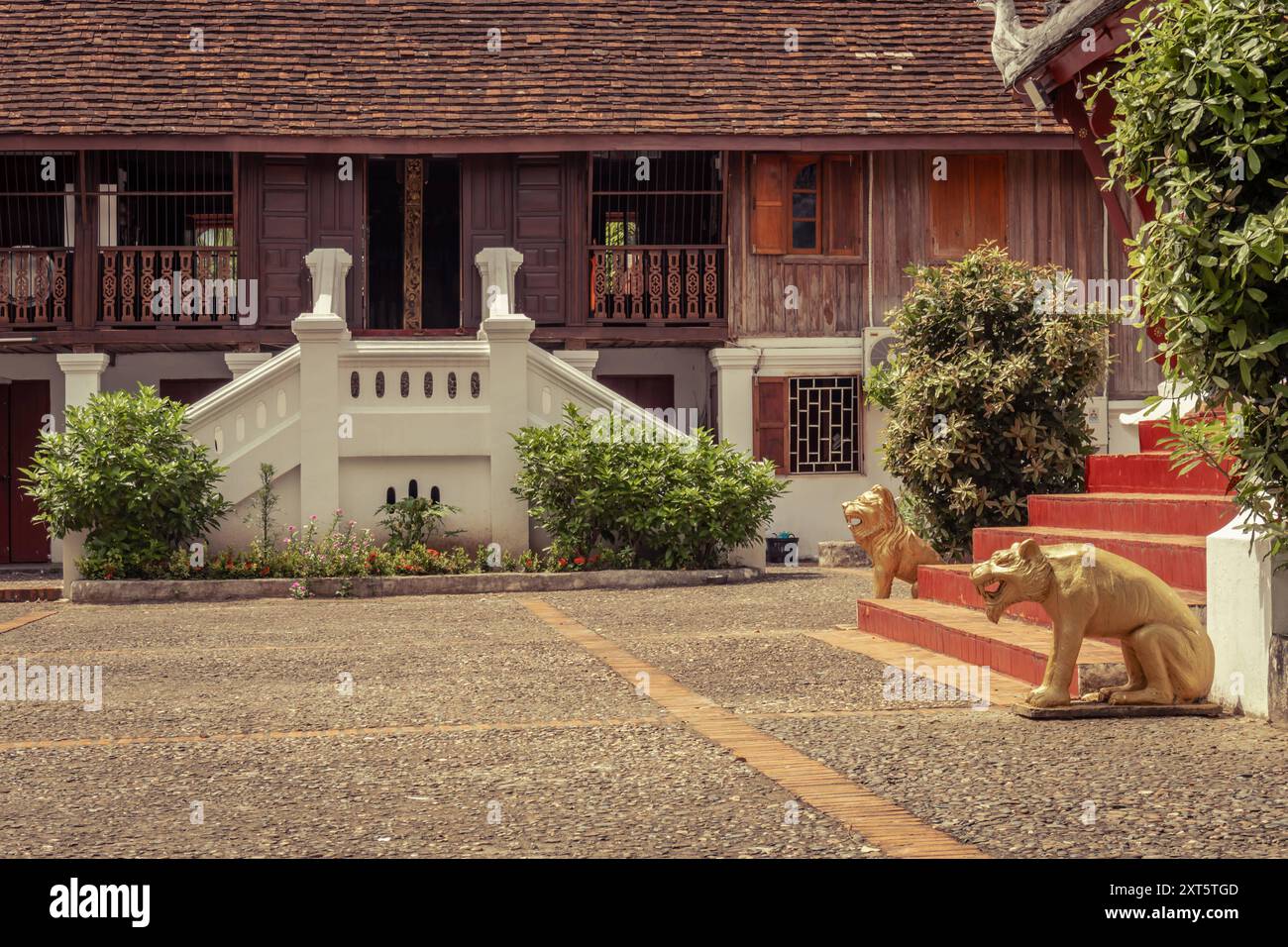 culture Travel Laos, UNESCO World Heritage Site Temples of Luang ...
