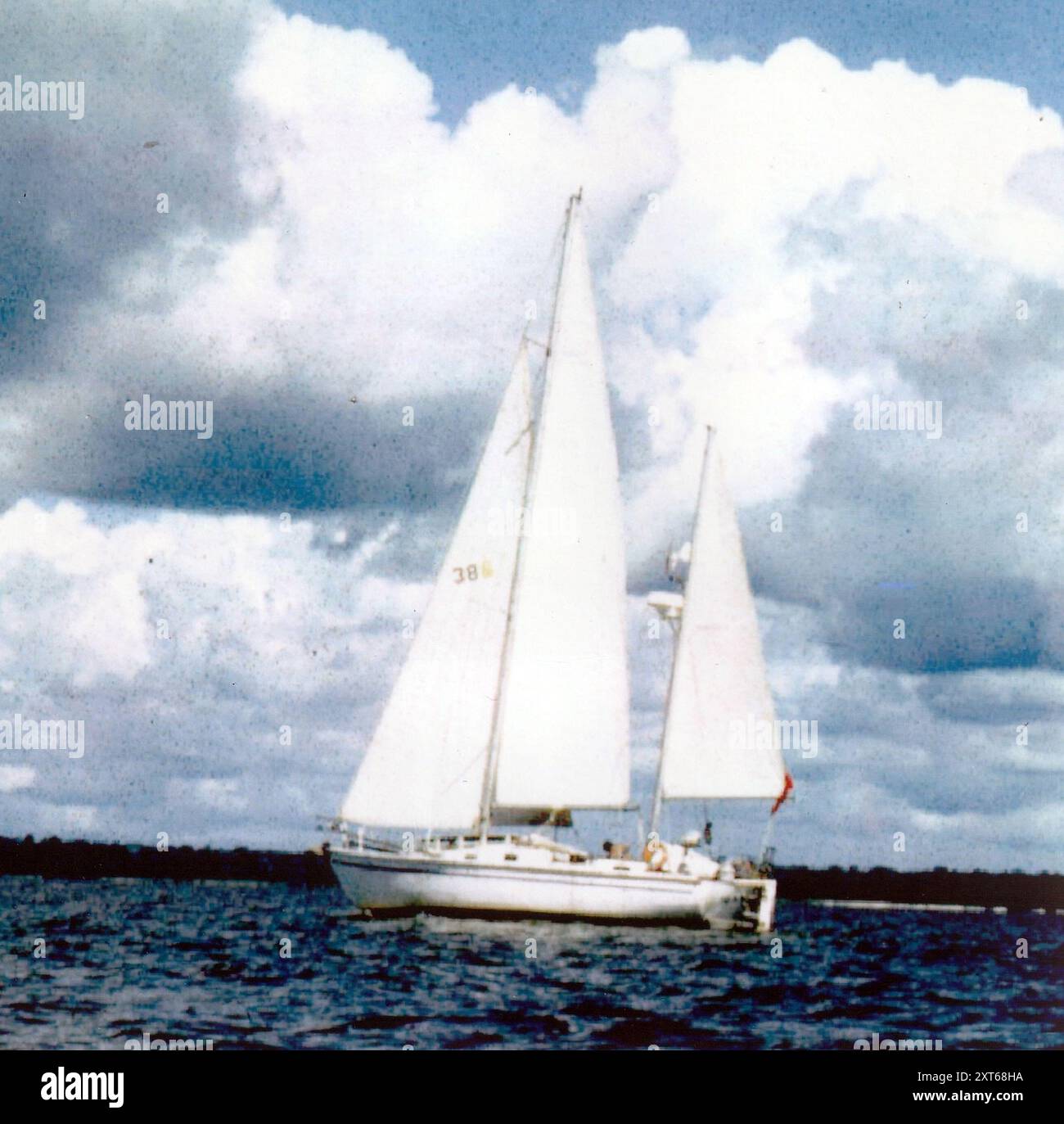 THE FAMILY WHO SAILED AROUND THE WORLD. JILL AND NICK SCHINAS'S YACHT ...