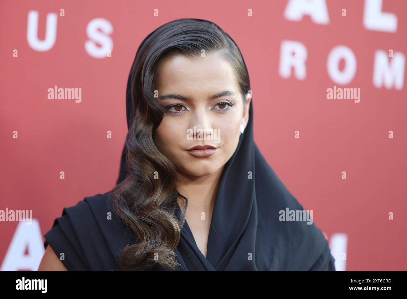 Alien romulus isabela merced hi-res stock photography and images - Alamy