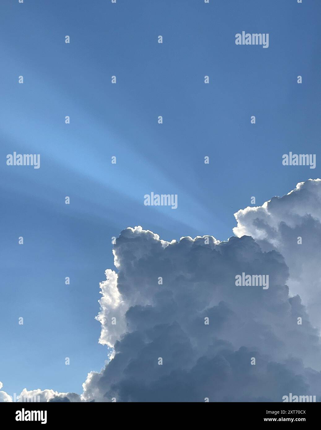 Sunbeam halo hi-res stock photography and images - Alamy