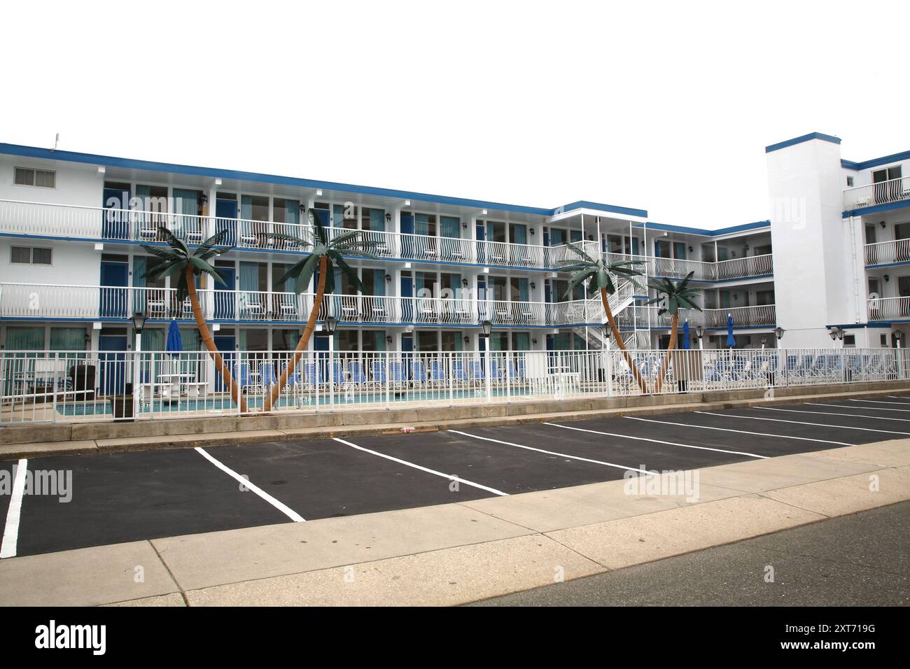 Wildwood hotel features iconic 1950's doo-wop resort architecture, with ...