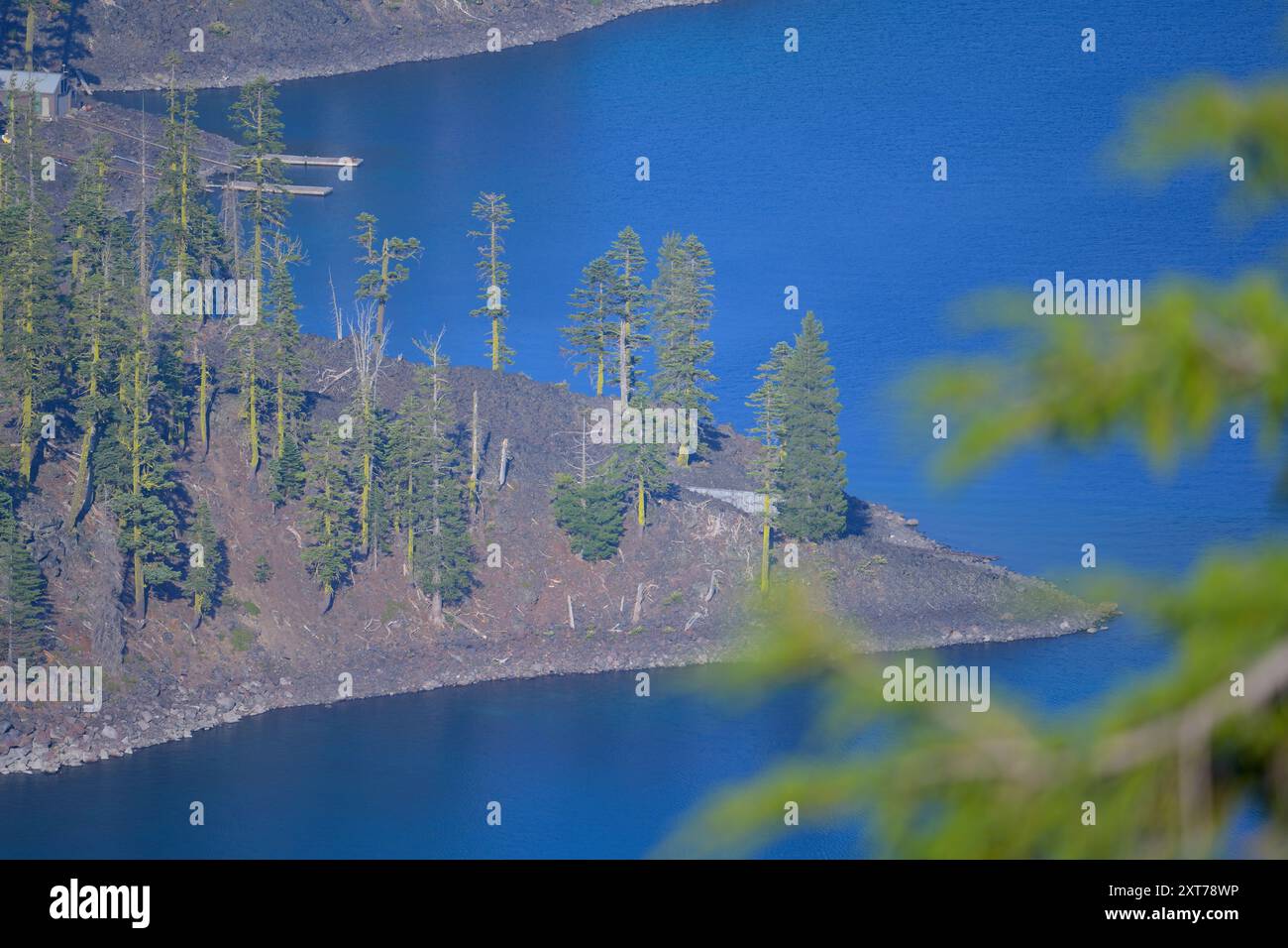 The amazing Crater Lake National Park at Watchman Overlook, Oregon OR ...