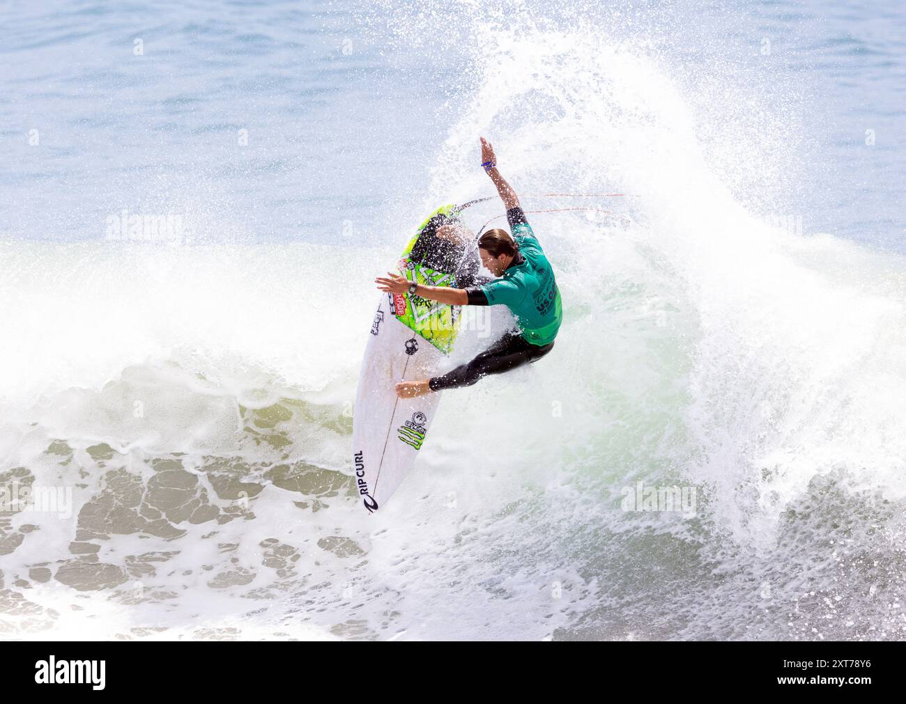 Man Pro Surfer Stock Photo - Alamy