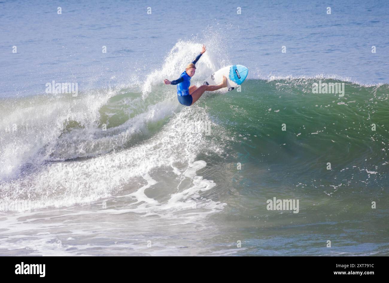 Woman pro hi-res stock photography and images - Alamy