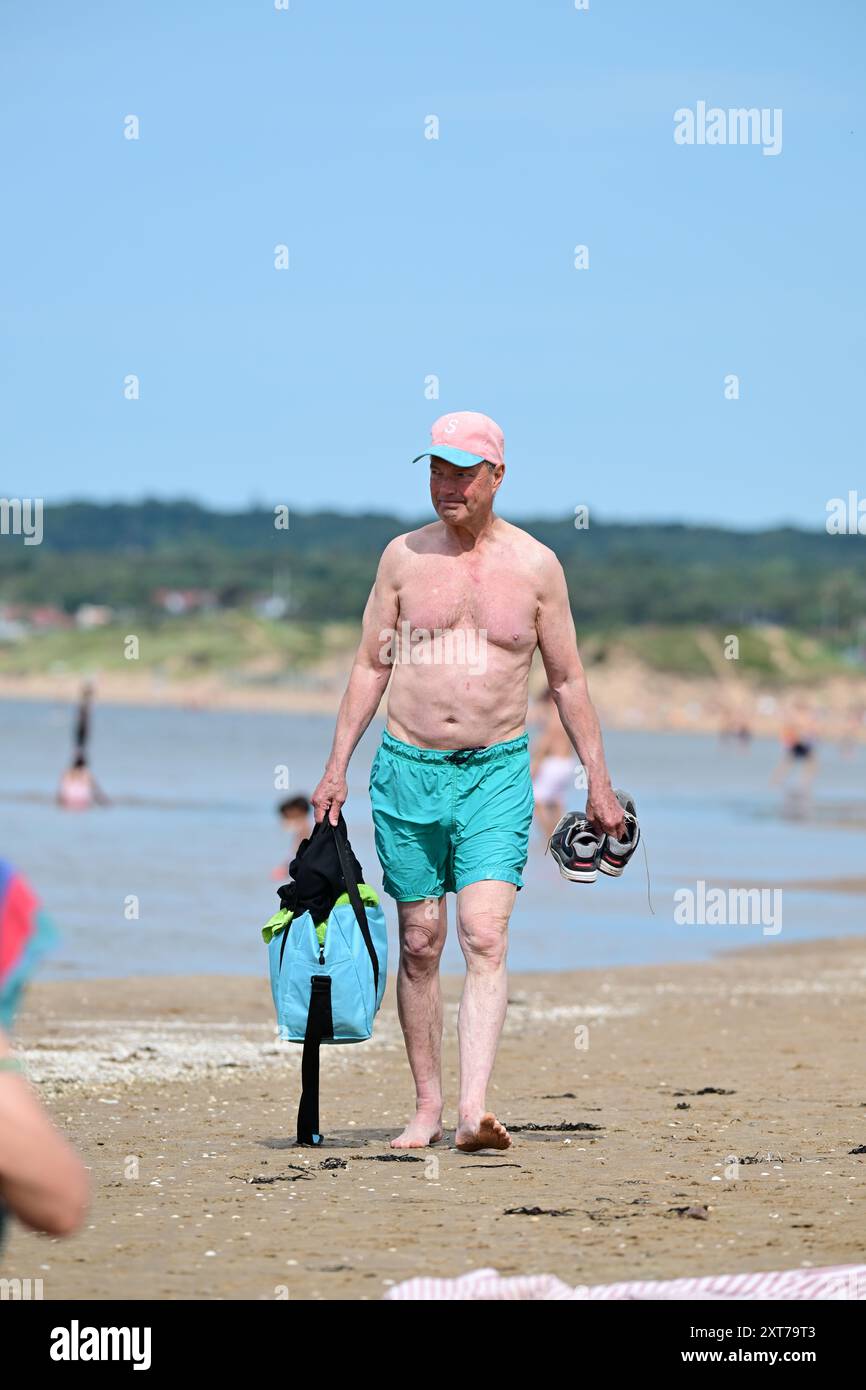 People on Tylösand Beach in Halmstad, Sweden Stock Photo - Alamy