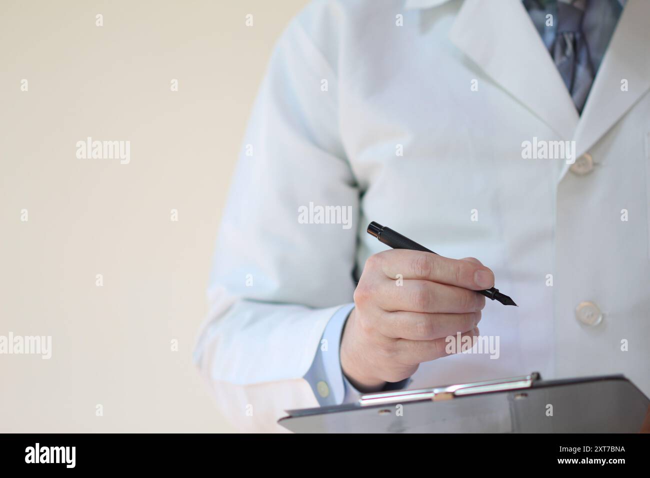 Healthcare notes hi-res stock photography and images - Alamy