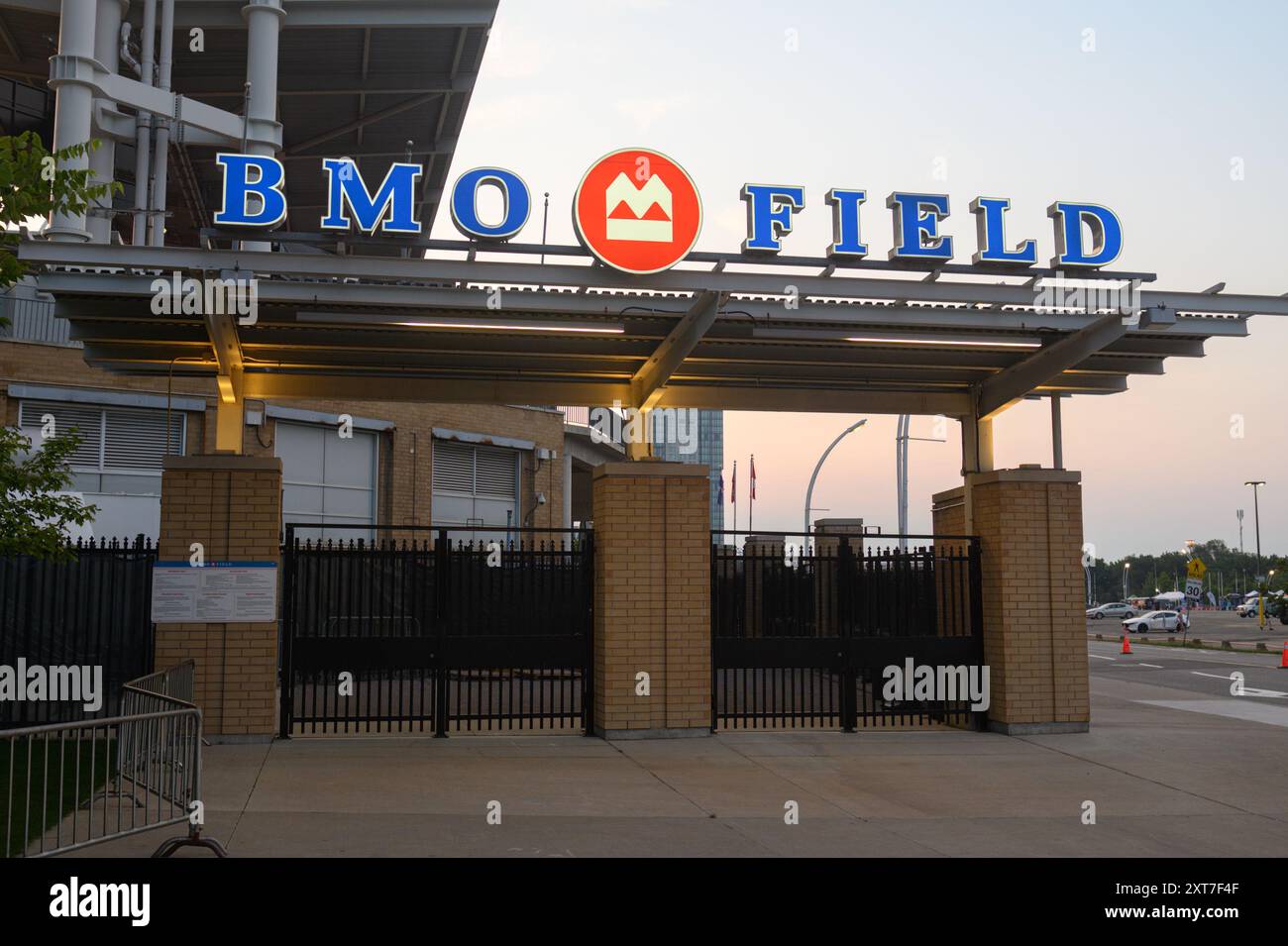 Bmo field toronto exterior hi-res stock photography and images - Alamy