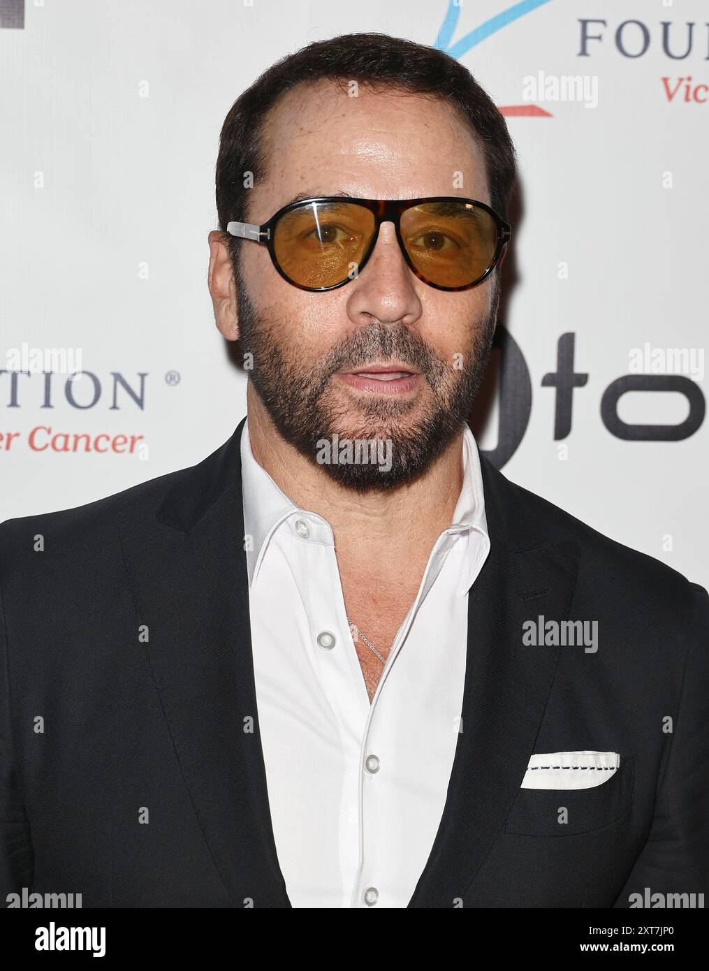 Beverly Hills, USA. 13th Aug, 2024. Jeremy Piven arrives at The Los ...