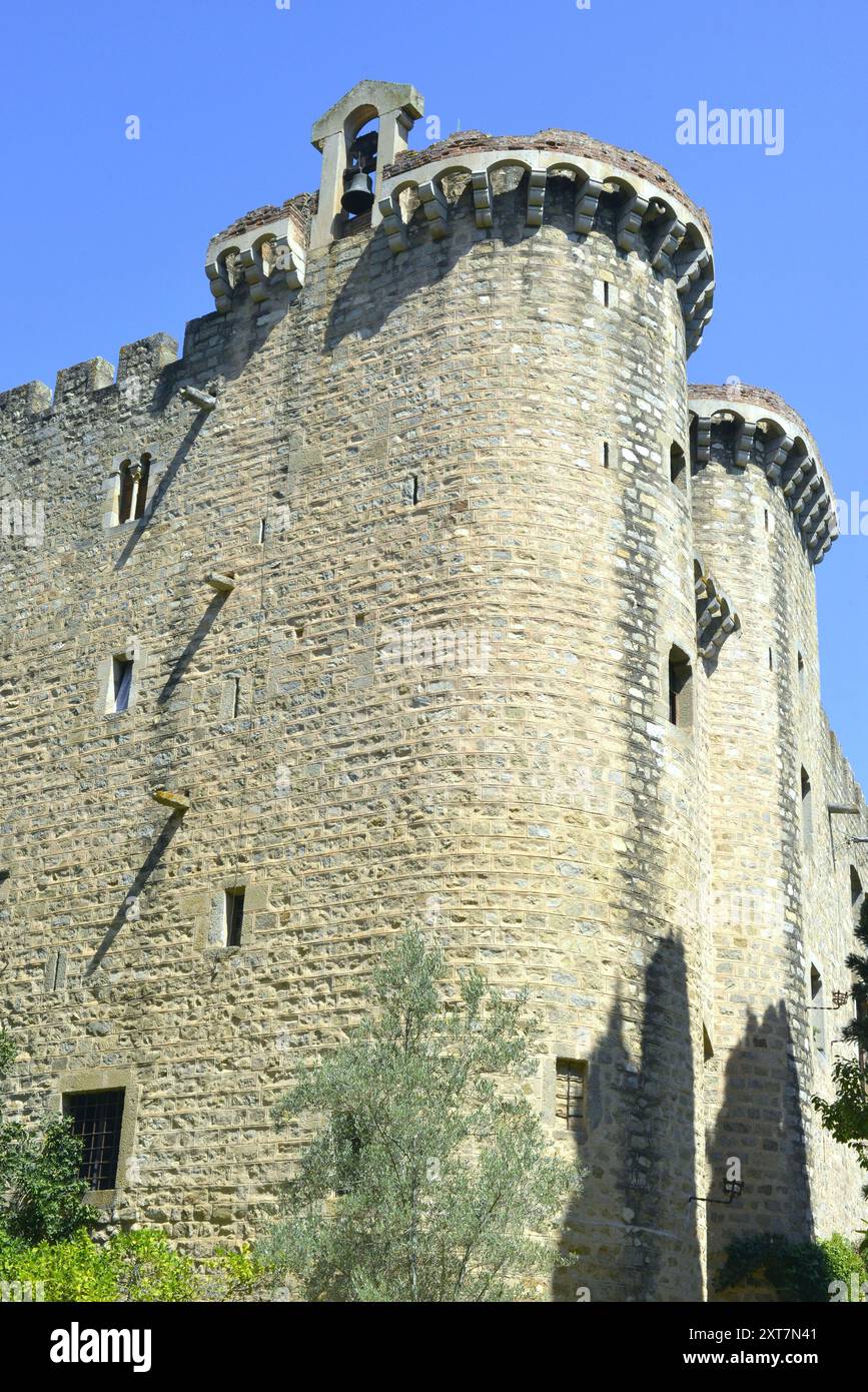 The Castle of Santa Florentina, the scene of the filming of the Game of ...
