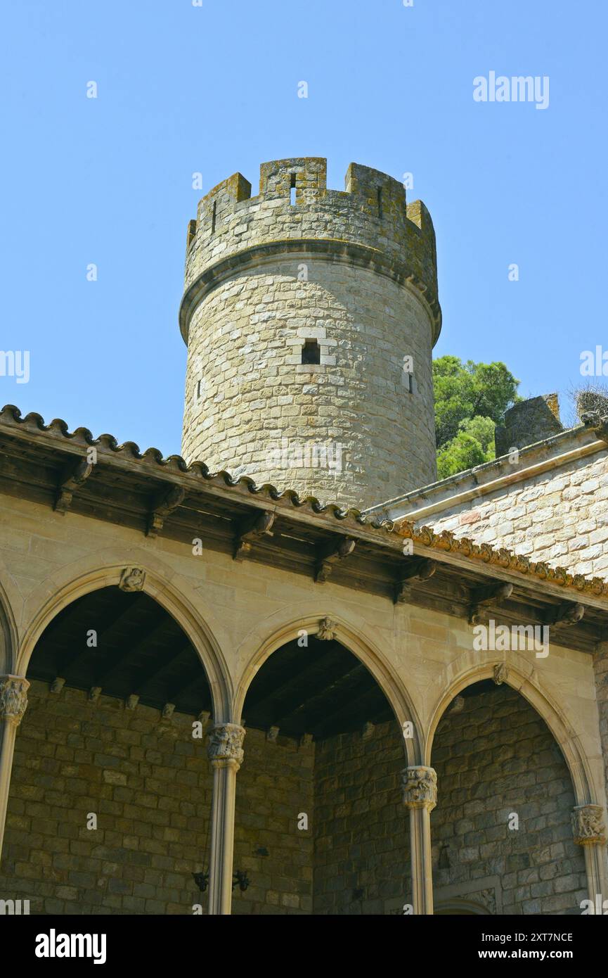 The Castle of Santa Florentina, the scene of the filming of the Game of ...