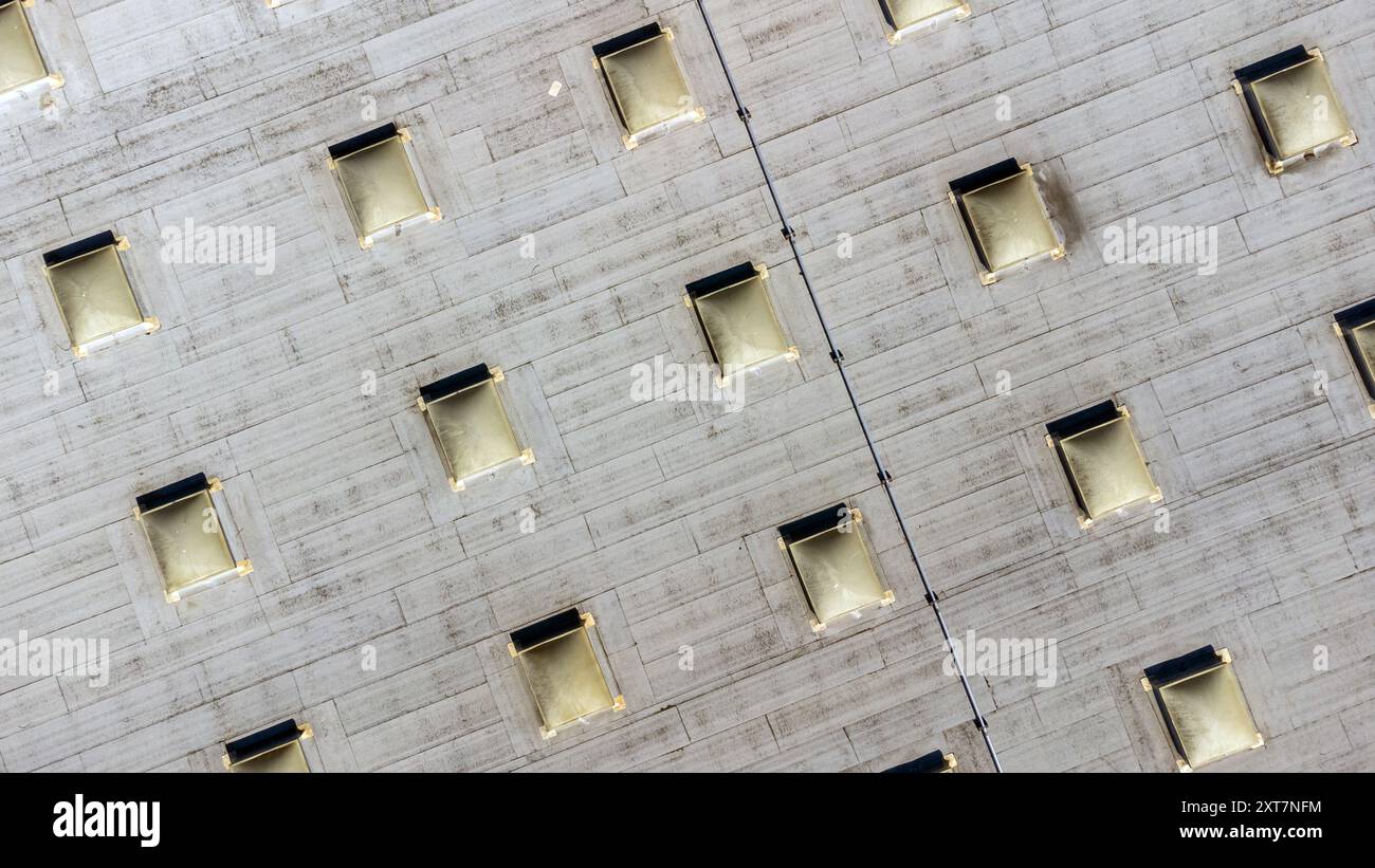 Multiple skylights hi-res stock photography and images - Alamy