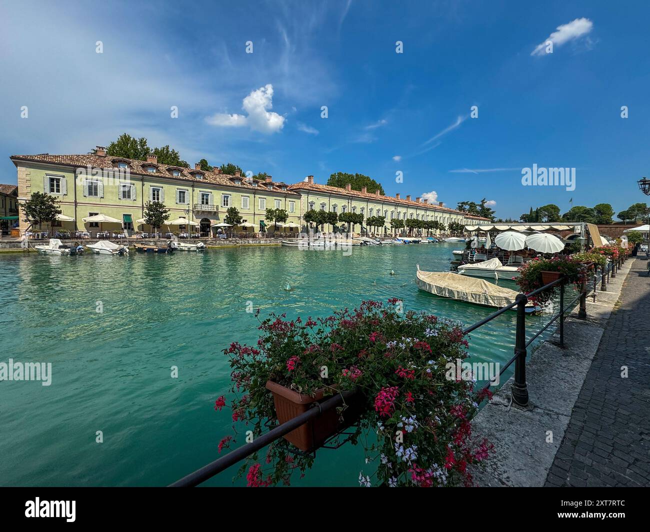 Via Lungolago Mizzini, Peschiera del Garda, Lake Garda. 13th August ...