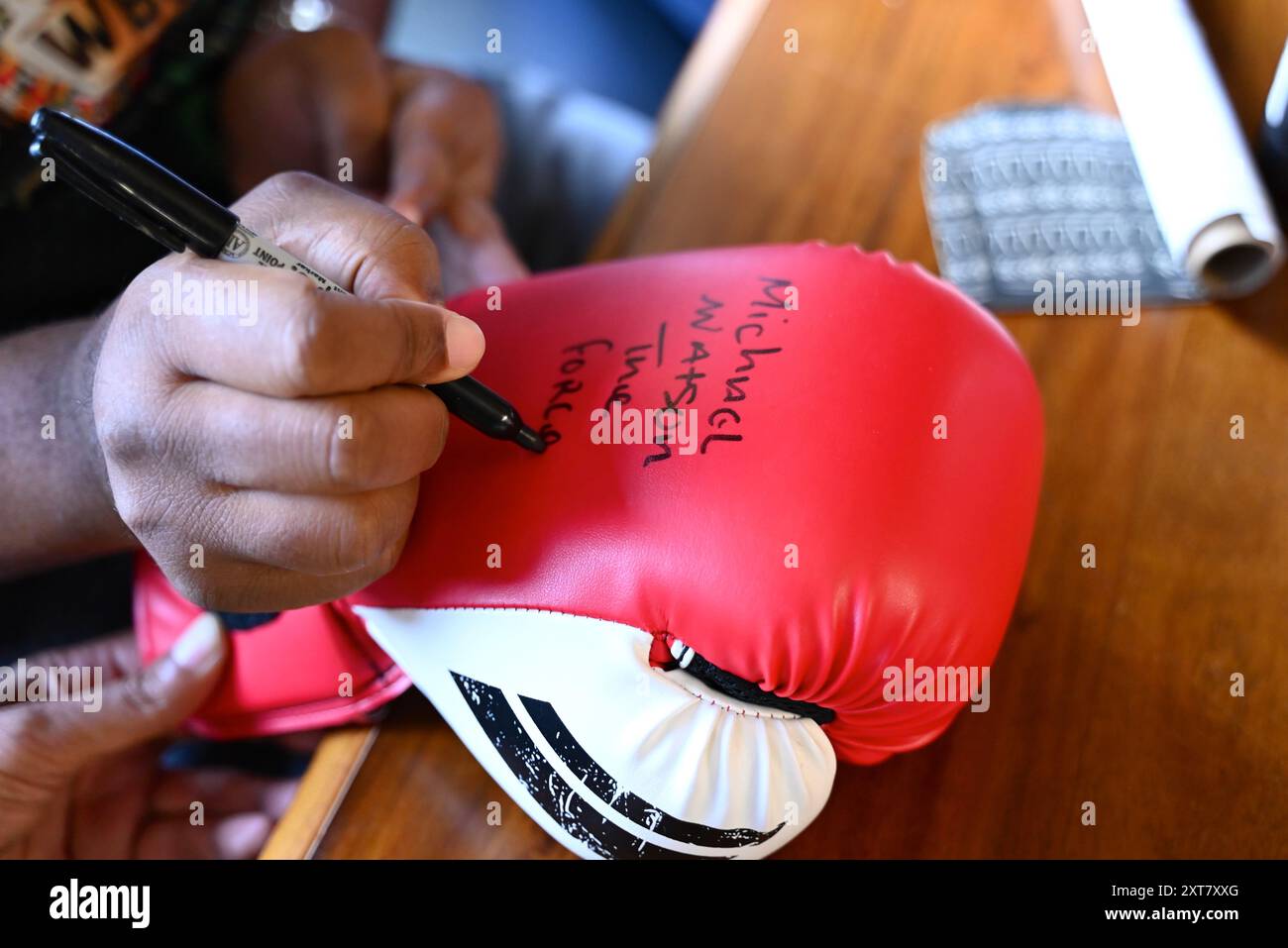 Boxer Michael Watson signed autographs at Poplar's Festival Inn on ...