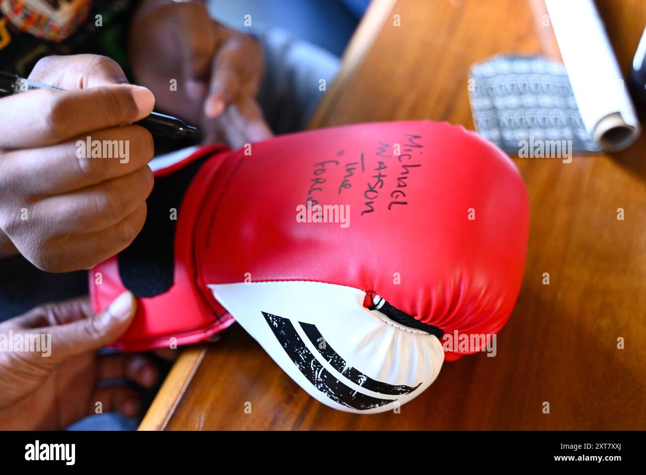 Boxer Michael Watson signed autographs at Poplar's Festival Inn on ...