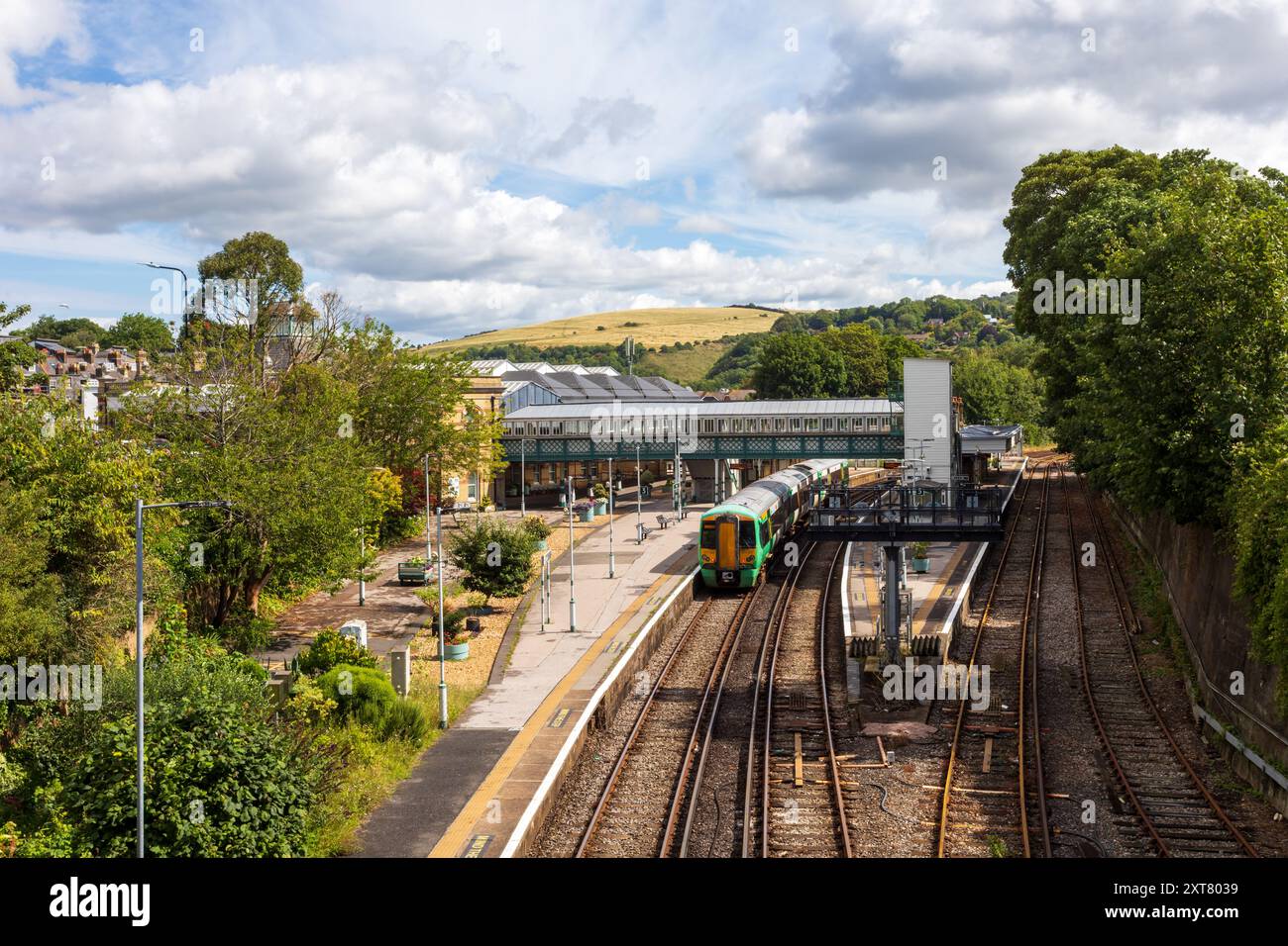 Lewes station hi-res stock photography and images - Alamy