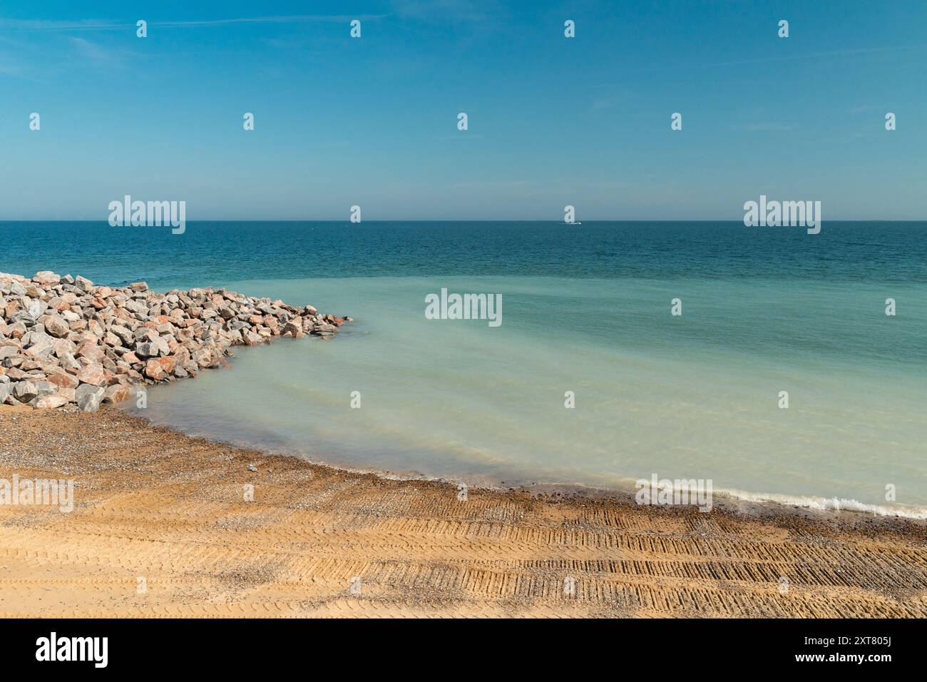 Sea Defence Upgrades at Cromer - Norfolk, UK Stock Photo - Alamy
