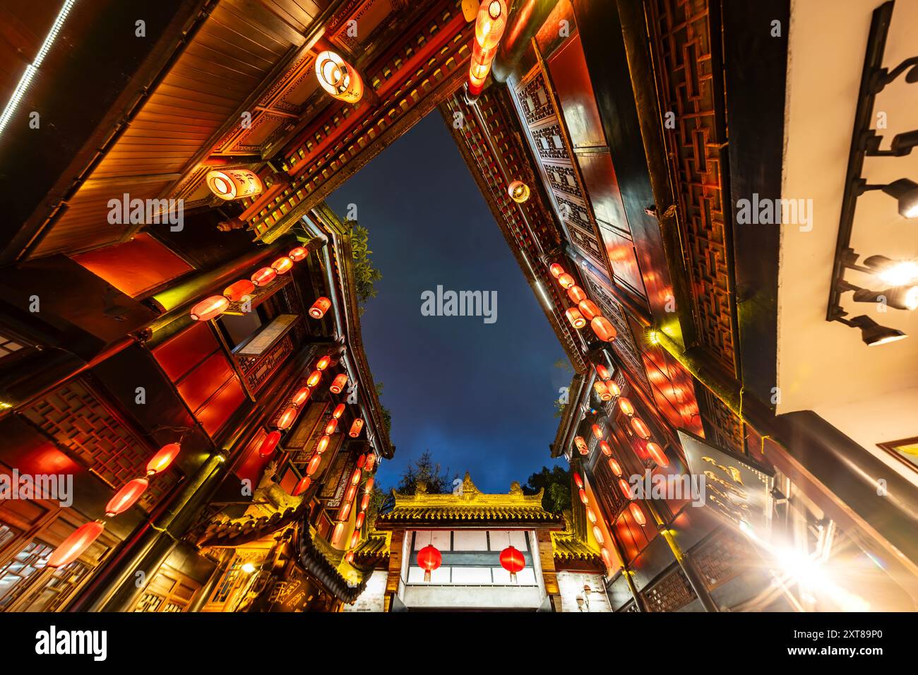 Old Chinese buildings at the Jinli Pedestrian Street in Chengdu ...
