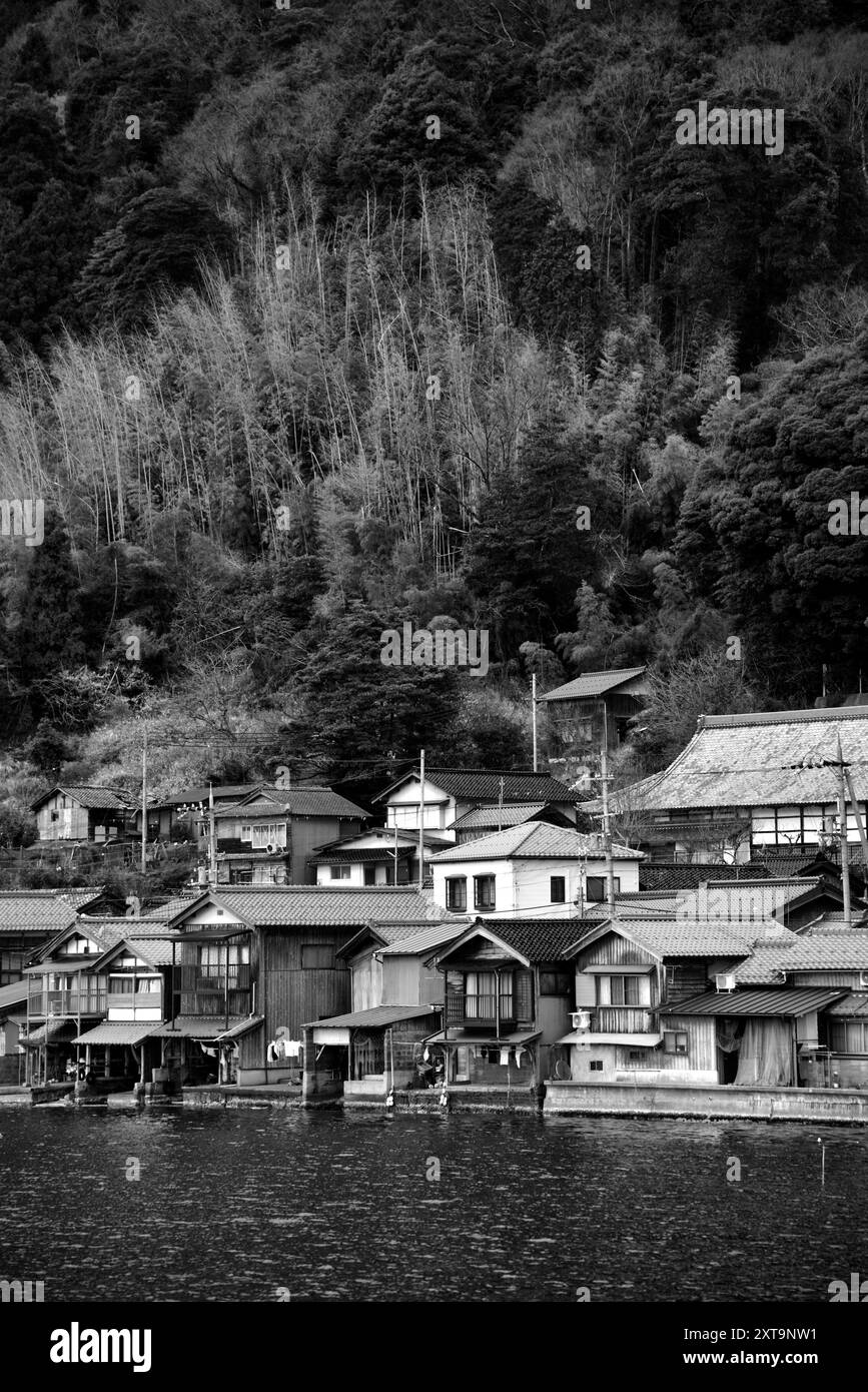 Sea coast in japan Black and White Stock Photos & Images - Alamy