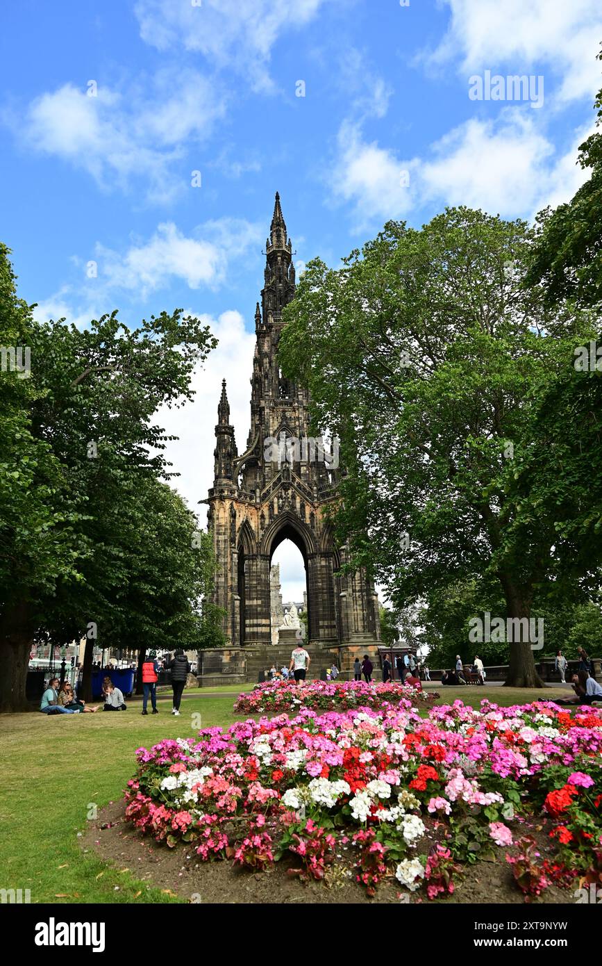 Scott monument art hi-res stock photography and images - Alamy