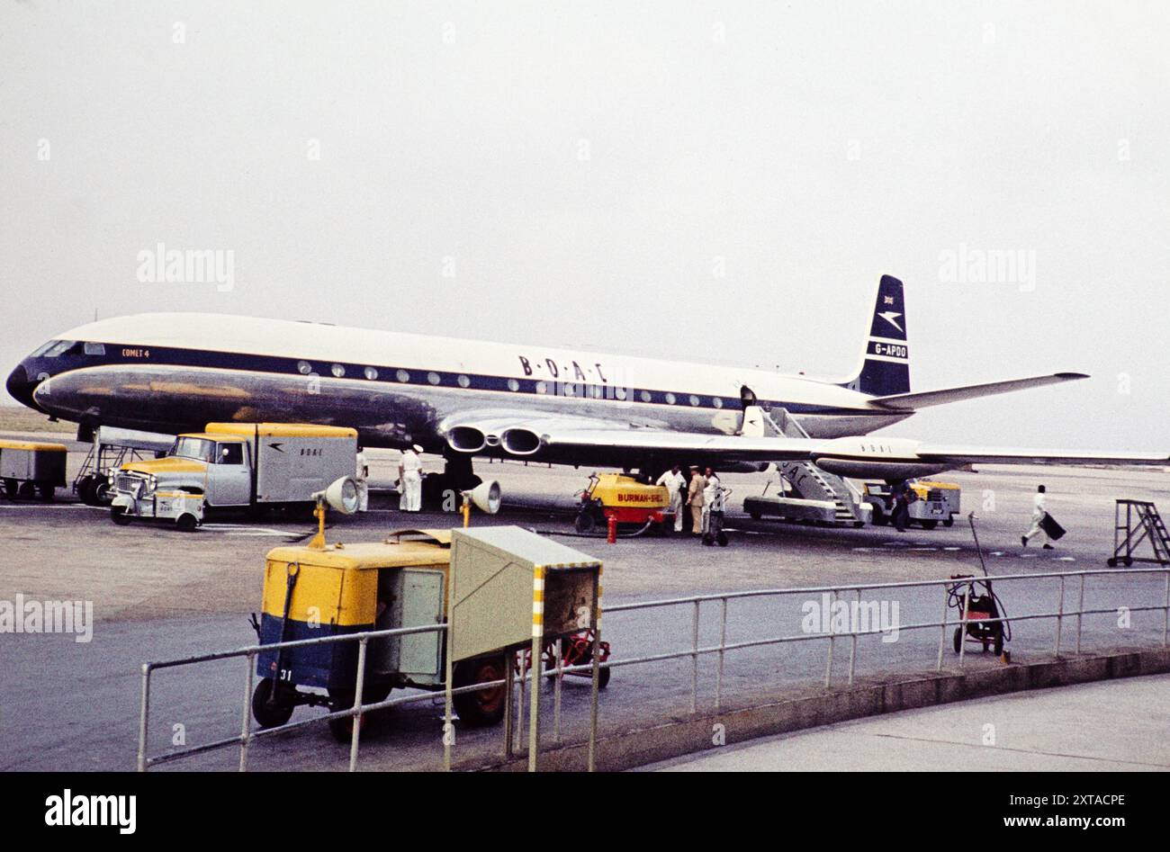BOAC British Overseas Airways Corporation, De Havilland 106 Comet 4 jetliner plane, G-APDO ...