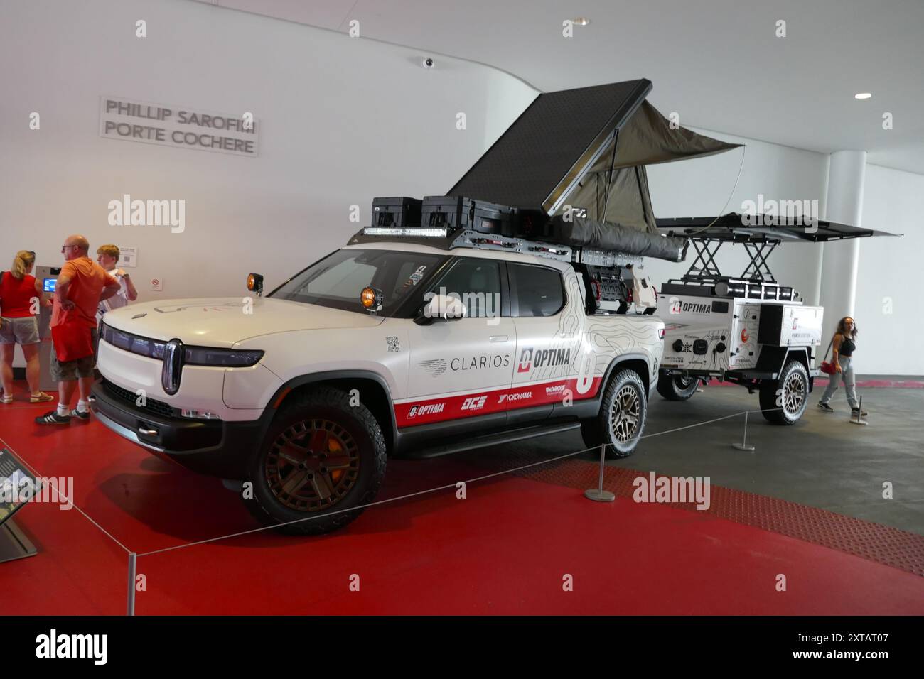 Los Angeles, California, USA 13th August 2024 2022 Rivian R1T With Optima Power Station at ...