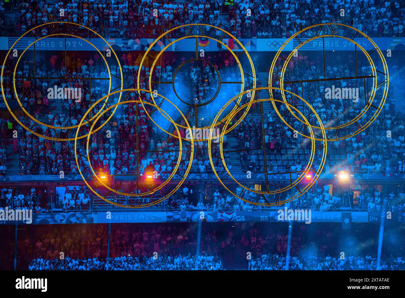 PARIS, FRANCE - 11 AUGUST, 2024: Closing Ceremony, Olympic Games 2024 ...