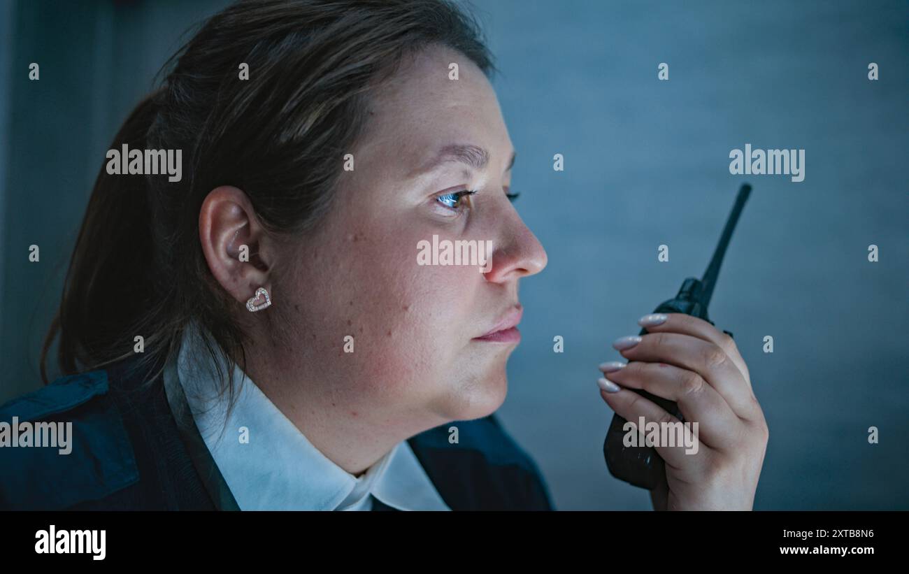 Female security guard night hi-res stock photography and images - Alamy