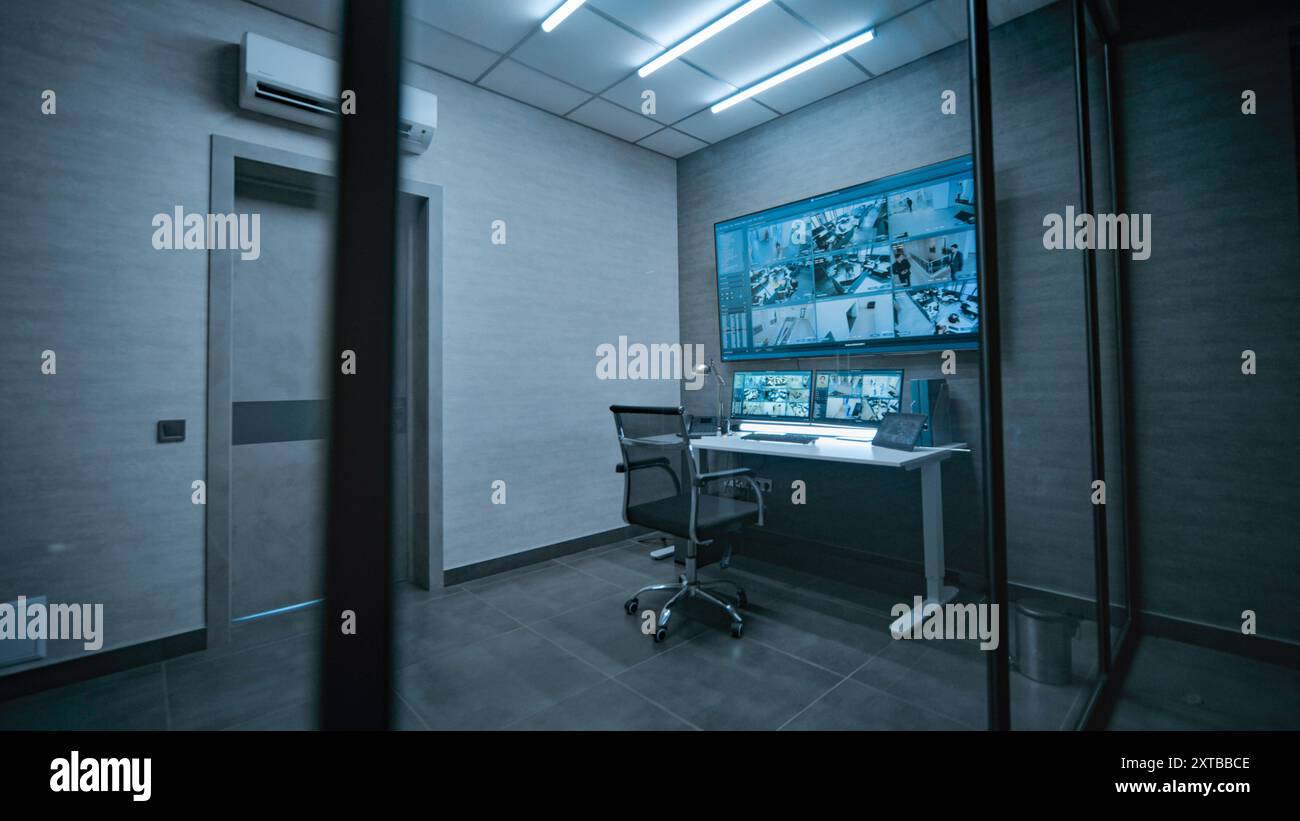 Cctv video footage from office hi-res stock photography and images - Alamy