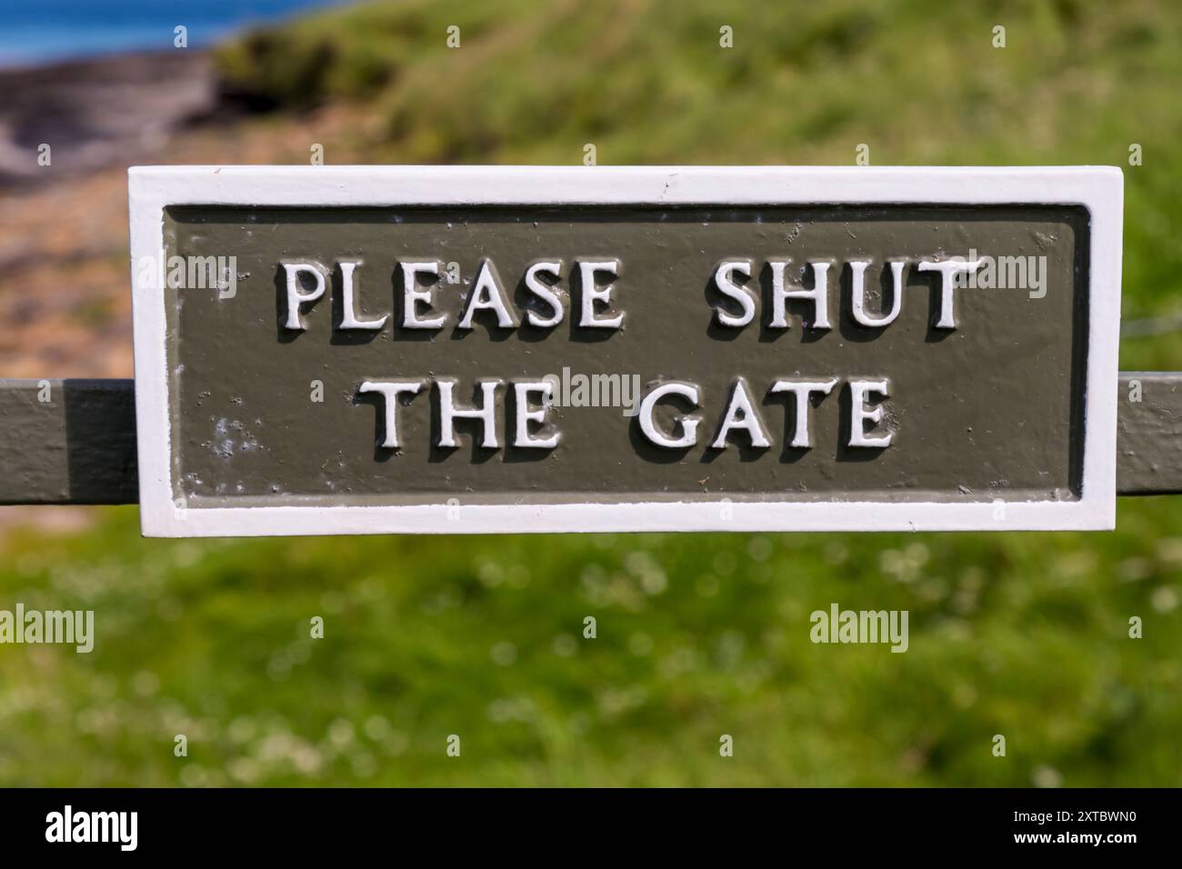 Please Shut The Gate sign at the Broch of Gurness, Orkney Stock Photo ...