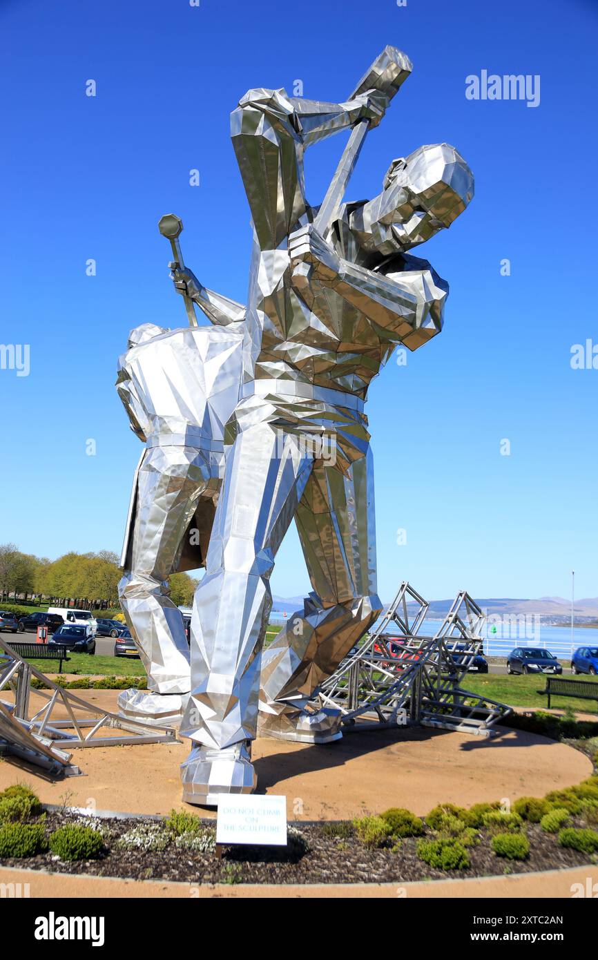 14 tonne artwork hi-res stock photography and images - Alamy