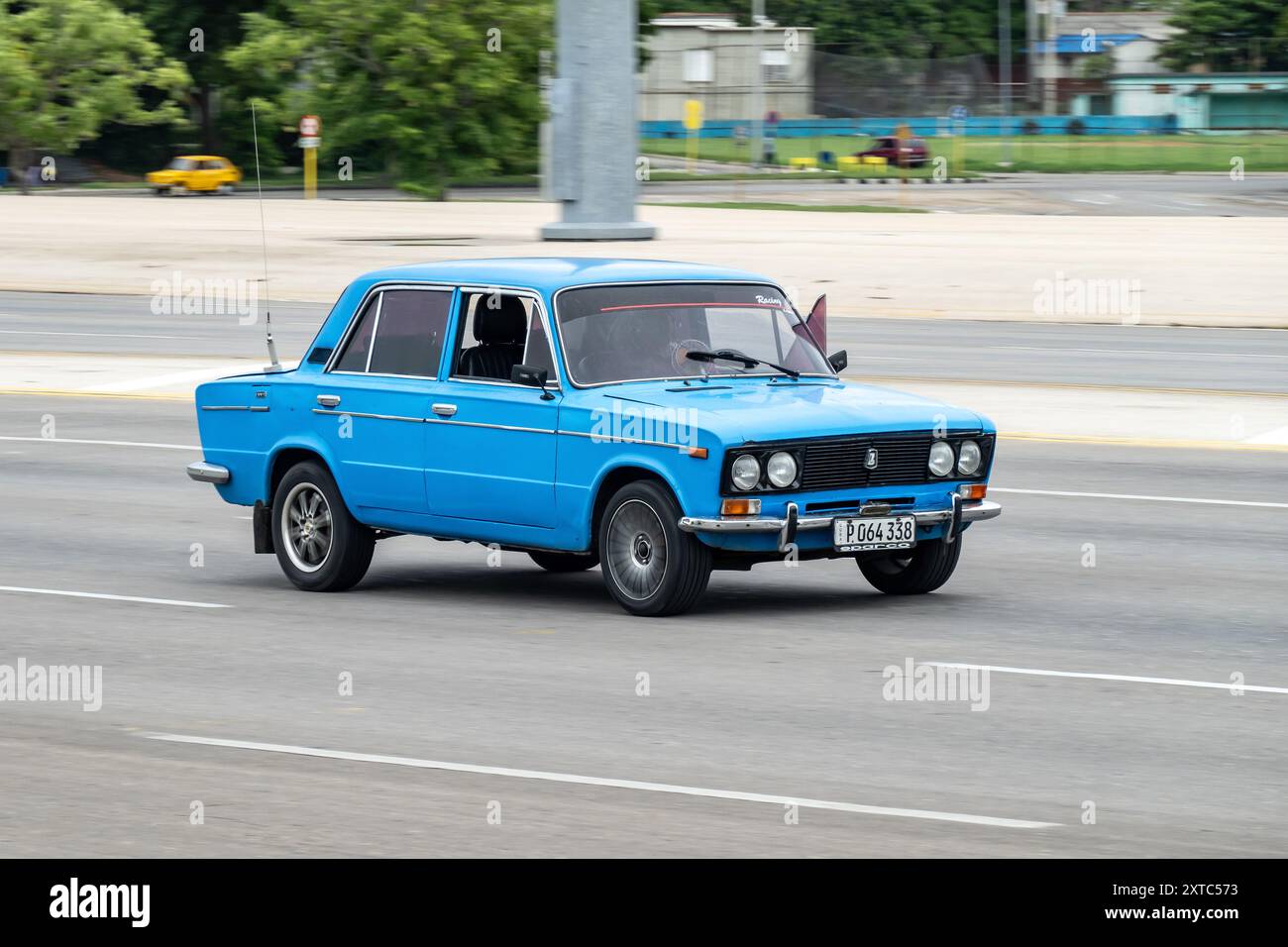 Lada Azul Cielo