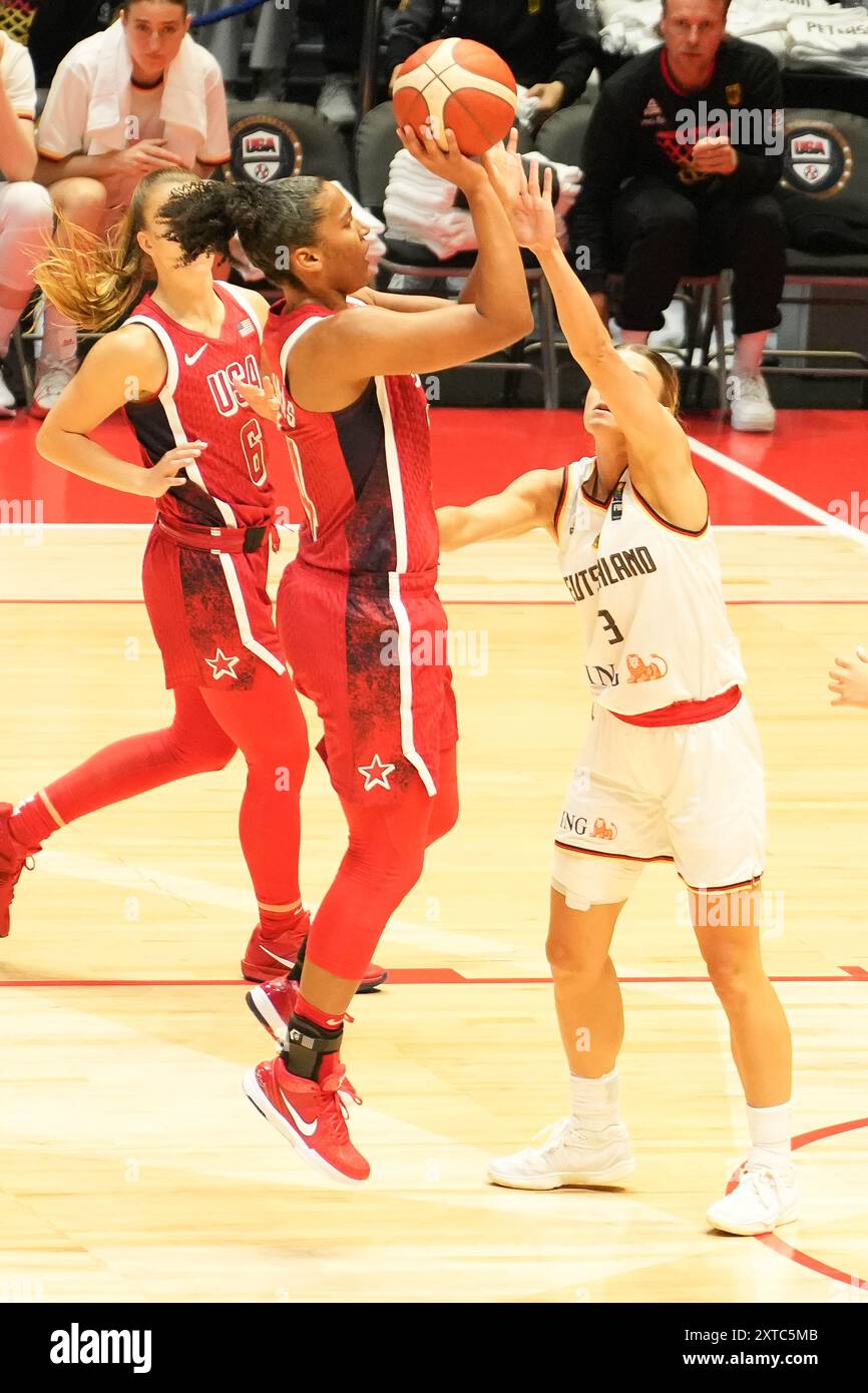 ALYSSA THOMAS of TEAM USA during the International Friendly women's ...