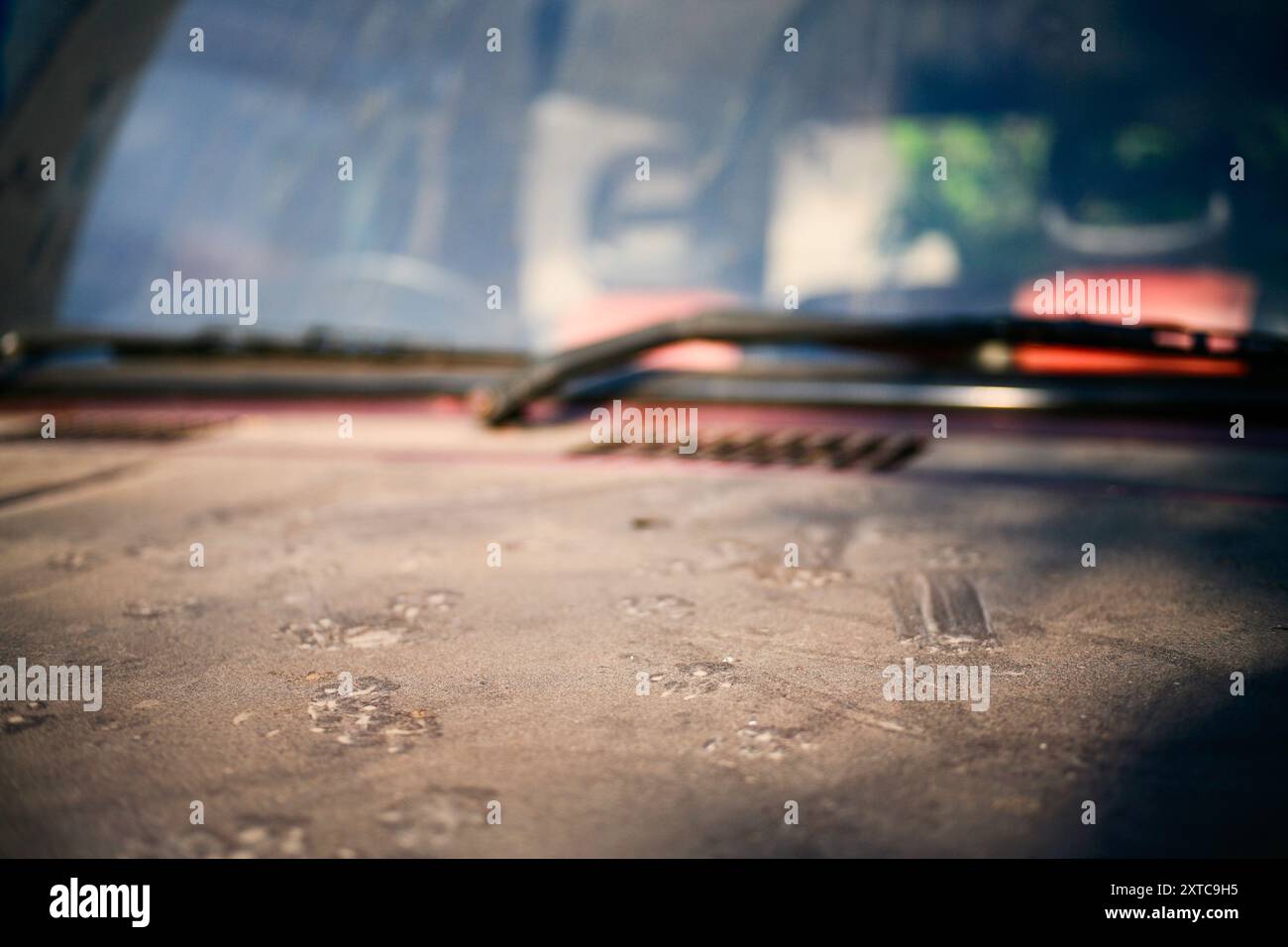 Dusty car and no people hi-res stock photography and images - Alamy