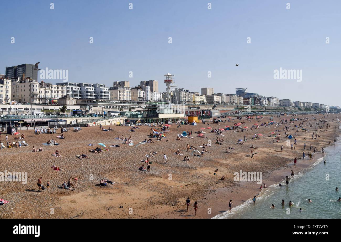 Brighton beach 2023 hi-res stock photography and images - Alamy