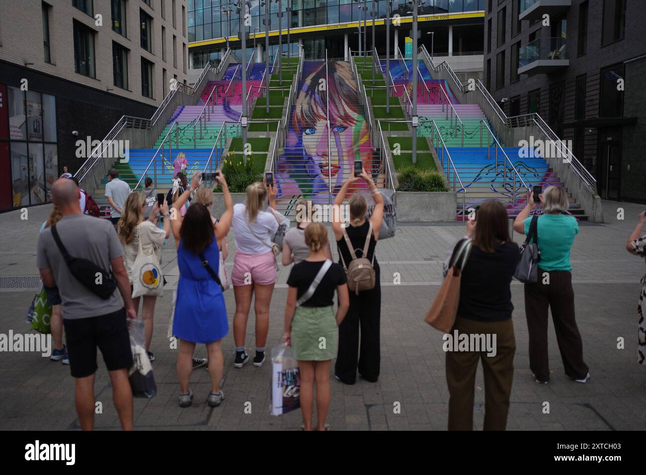 Swiftie steps hi-res stock photography and images - Alamy