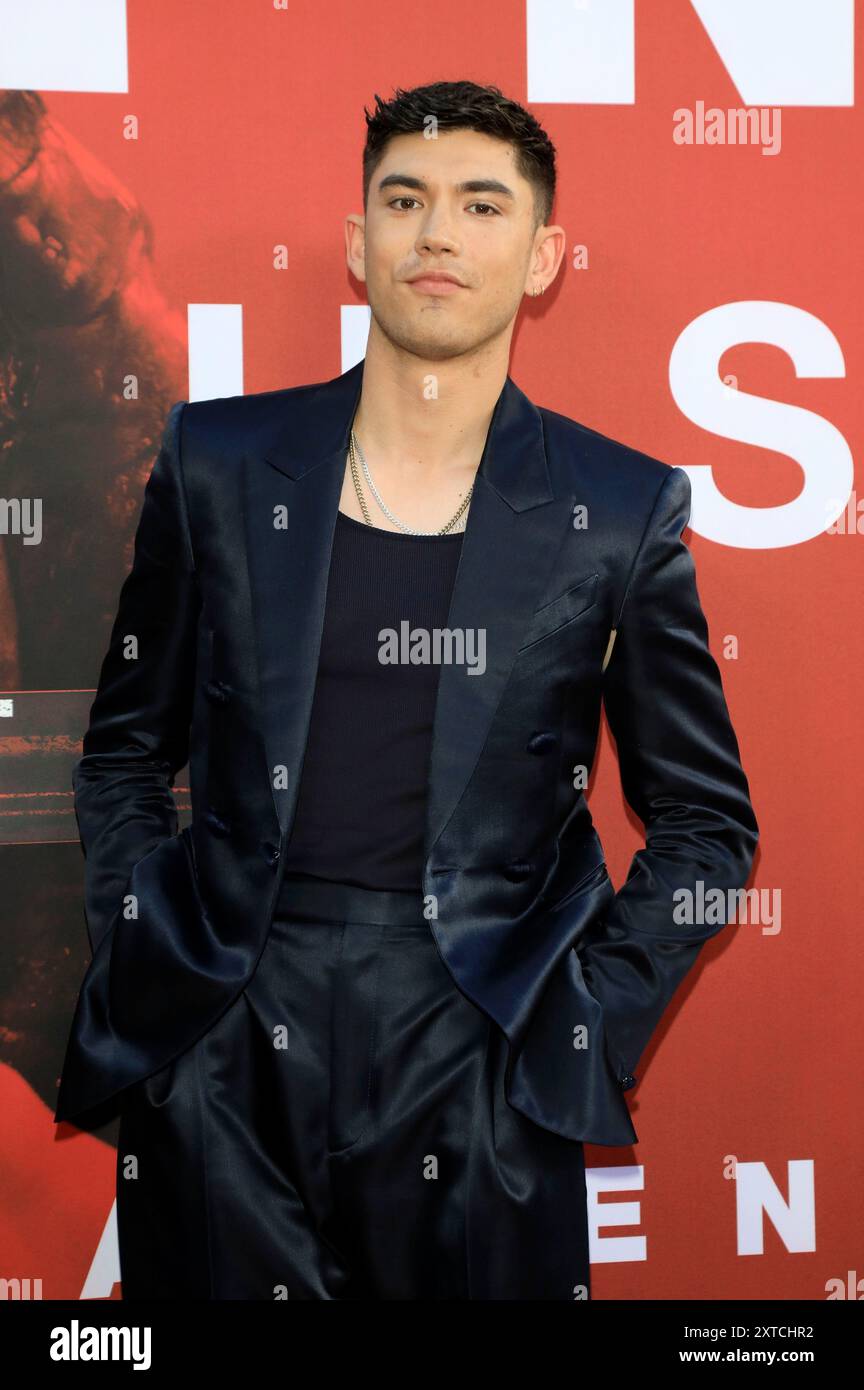 Archie Renaux bei der Premiere des Kinofilms 'Alien: Romulus' im TCL ...