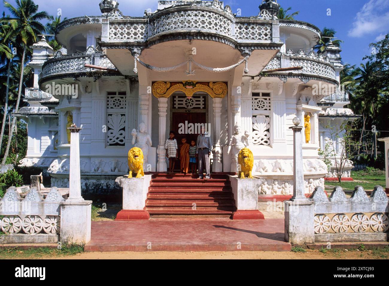 Main entrance to old Buddhist temple complex of Sri Pushparama Maha ...