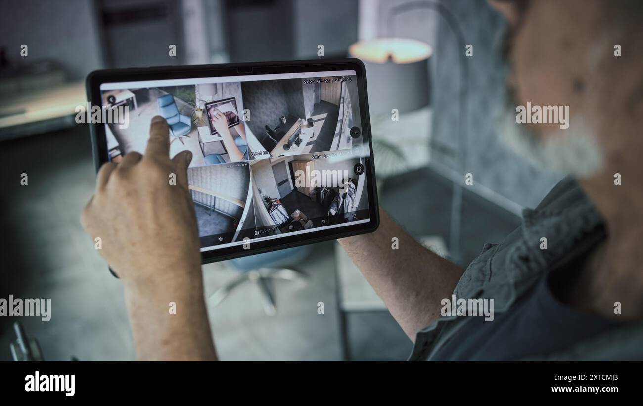Cctv footage man hi-res stock photography and images - Alamy