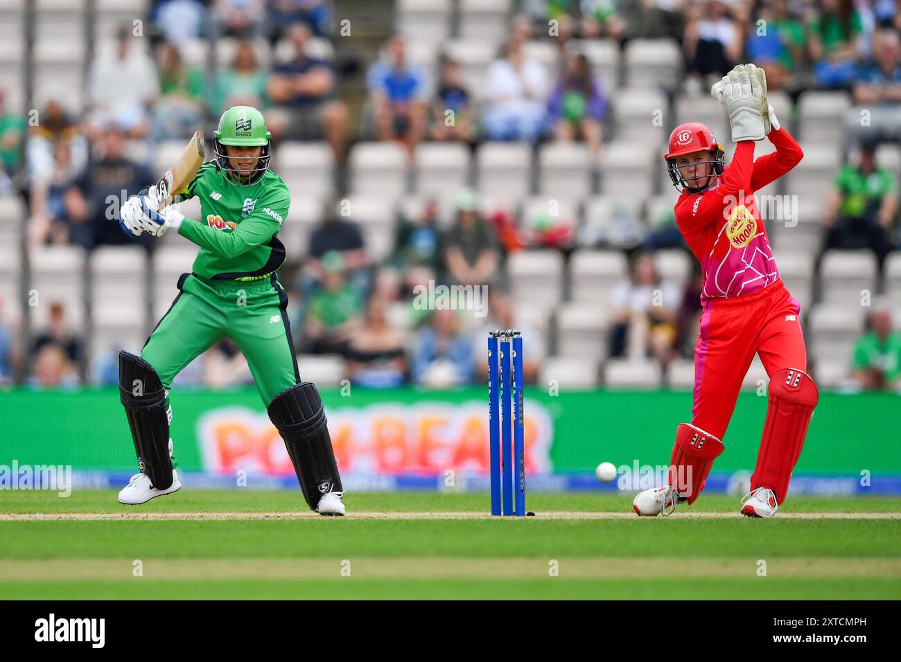 Smriti mandhana 2024 hi-res stock photography and images - Alamy