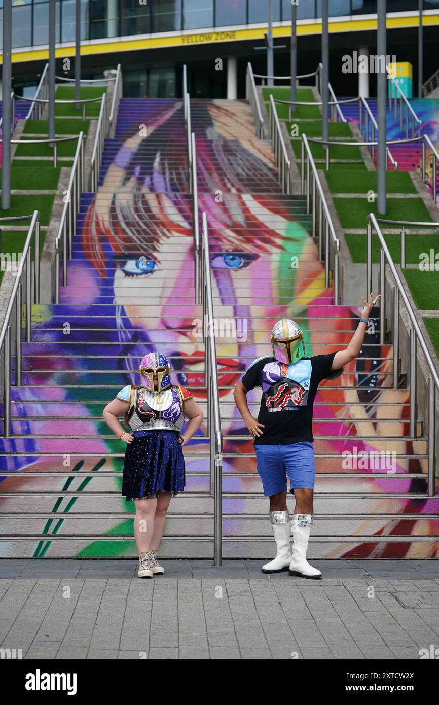 (left to right) Swifties Kristina Brocklebank and Max Avatar Barnett ...