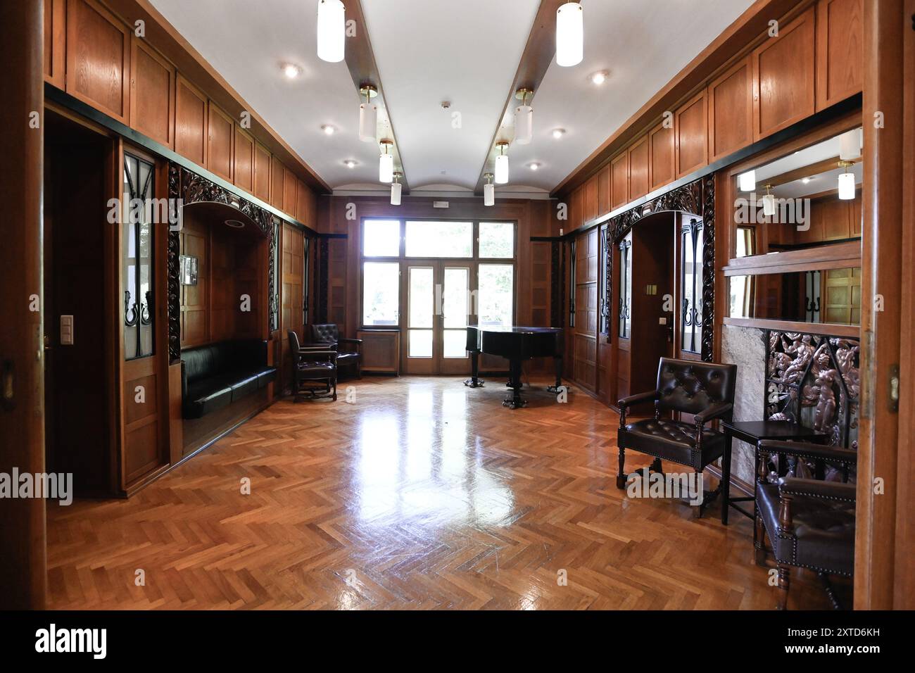 Villa of Tomas Bata, example of villa architecture of early modernism ...