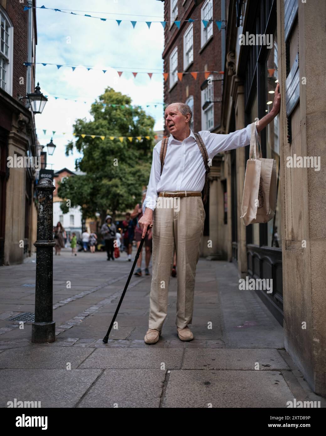 Poor health hi-res stock photography and images - Alamy