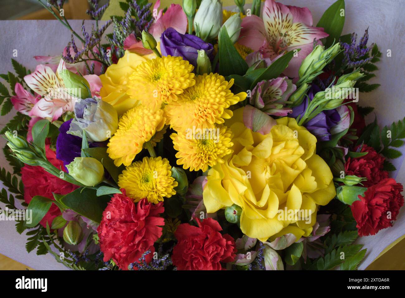 Bouguet of flowers hi-res stock photography and images - Alamy
