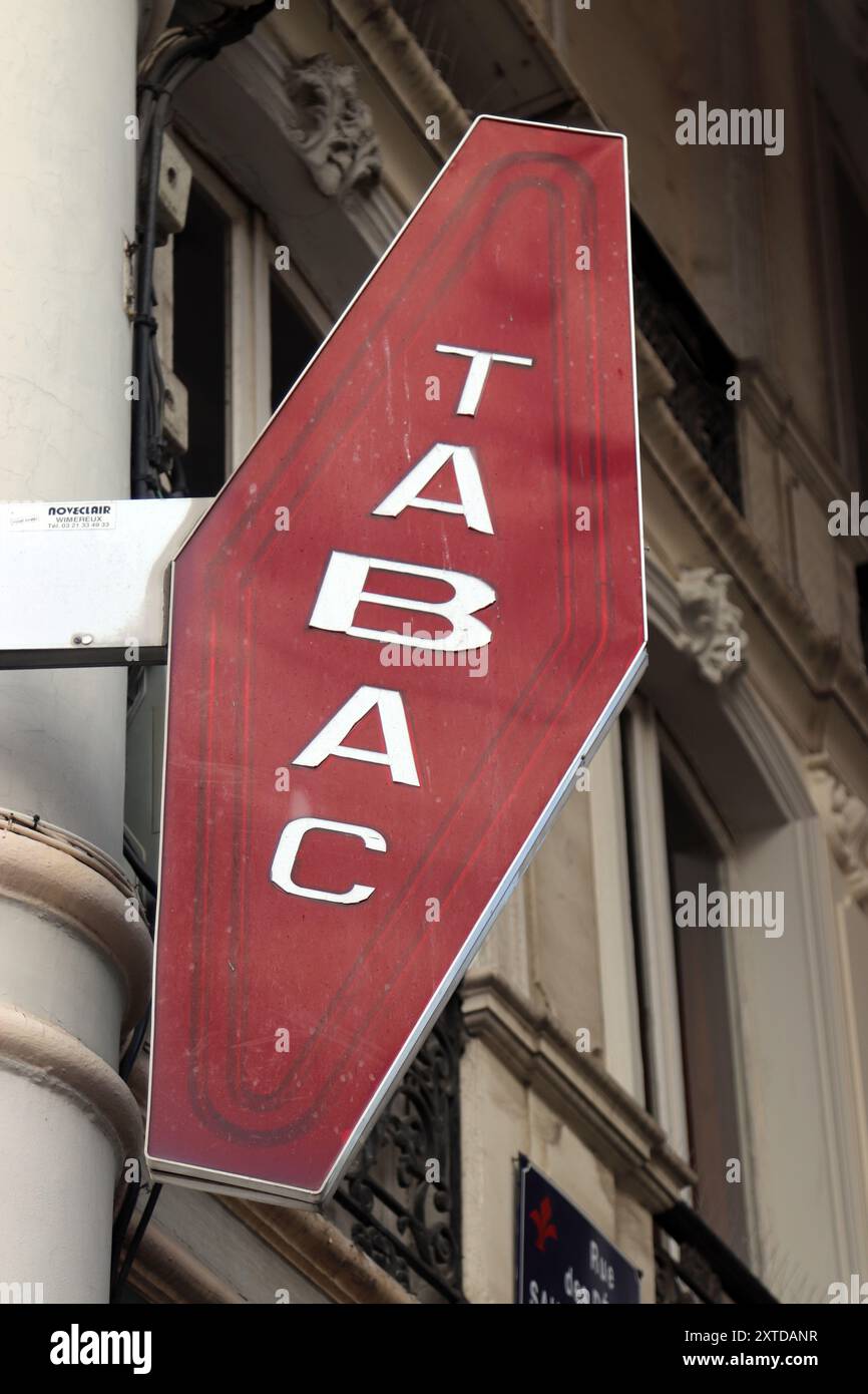 Tabac francia hi-res stock photography and images - Alamy
